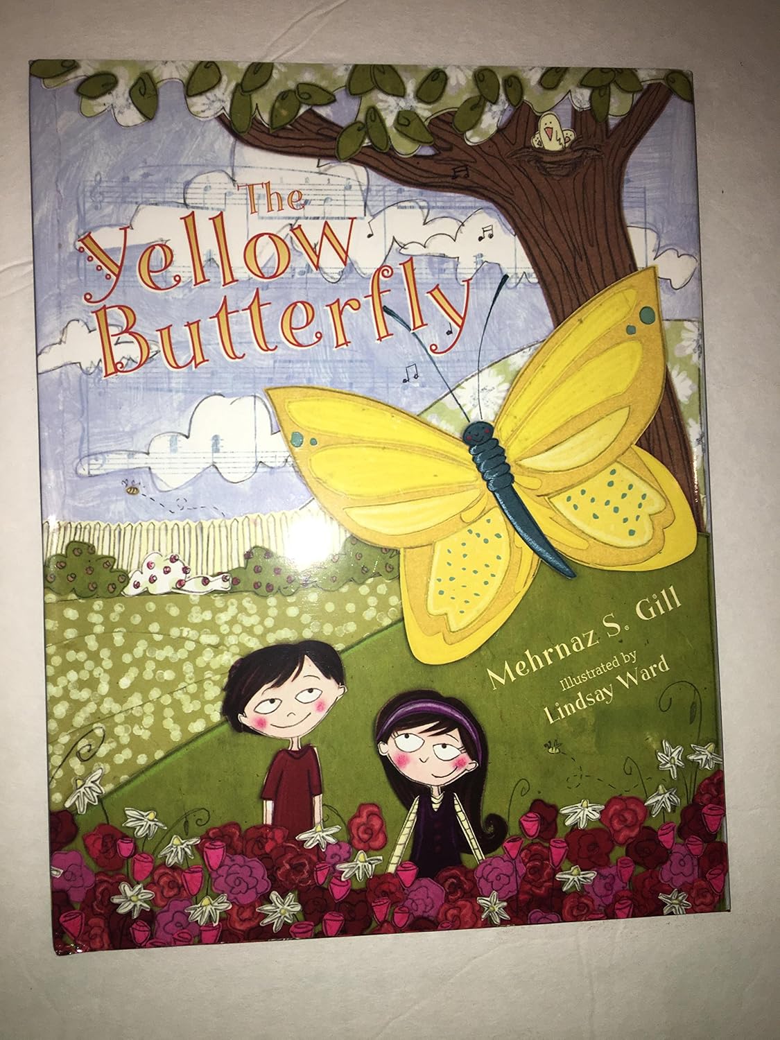Yellow Butterfly: Gill, Mehrnaz S., Ward, Lindsay: 9781933979717 ...