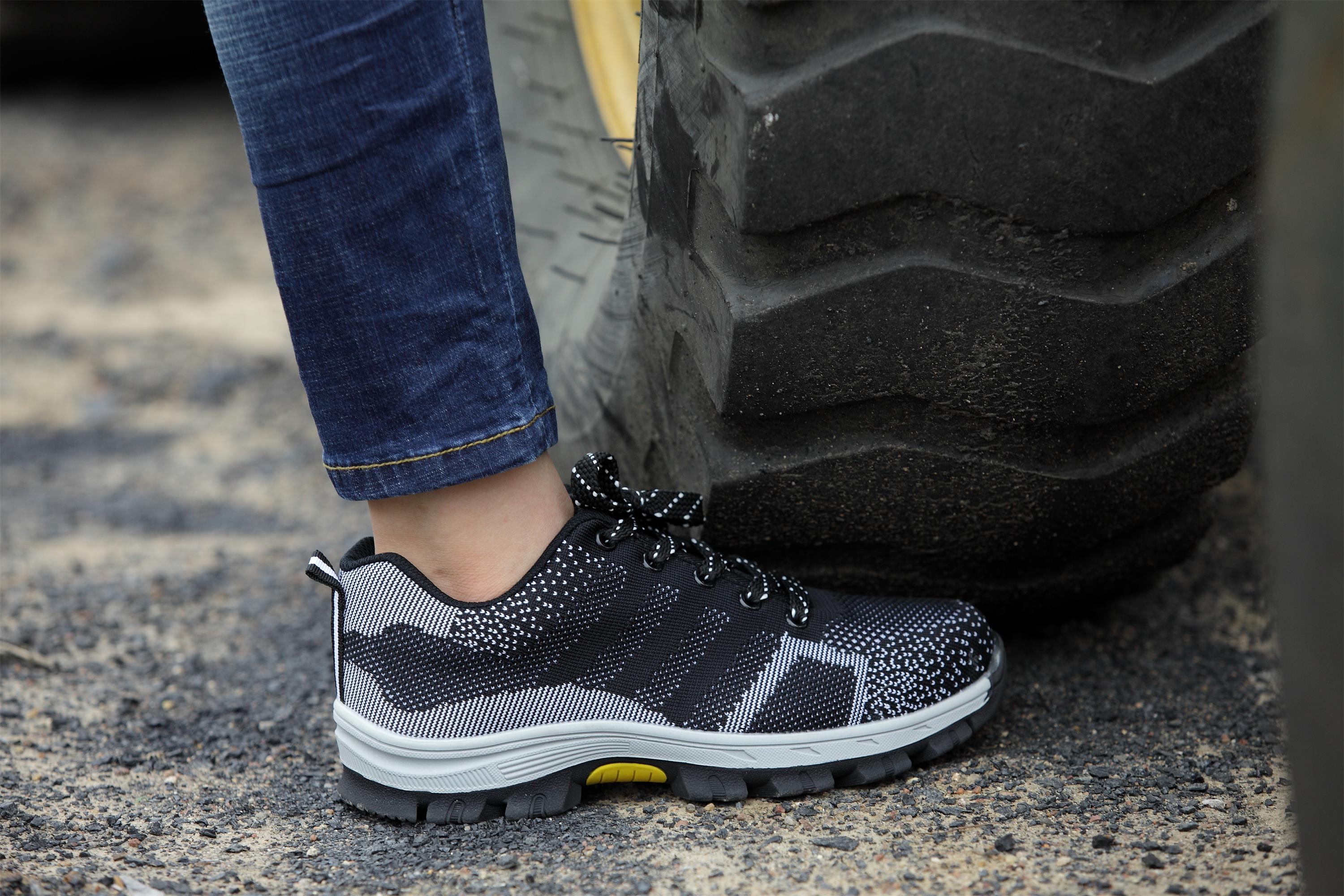 Watch Steel Toe Puncture Resistant Work Safety Shoes Sneakers S512 on ...