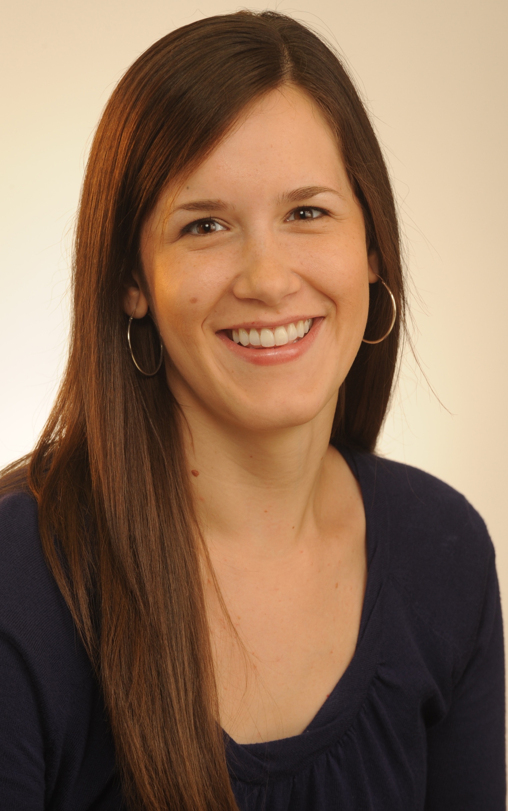 Amazon.com: Lauren Lewandowski: books, biography, latest update