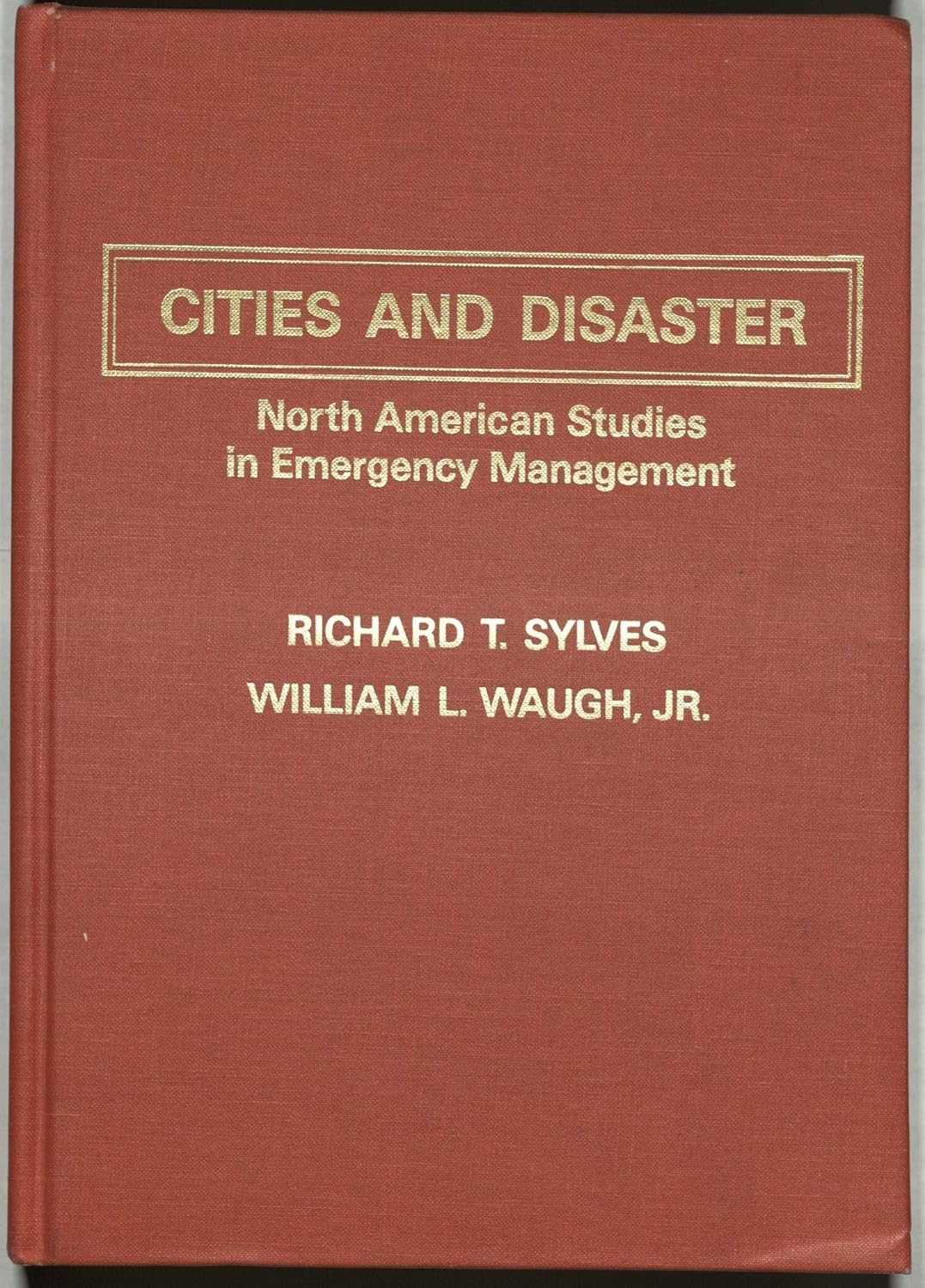 Amazon.com: Cities and Disaster: North American Studies in Emergency ...