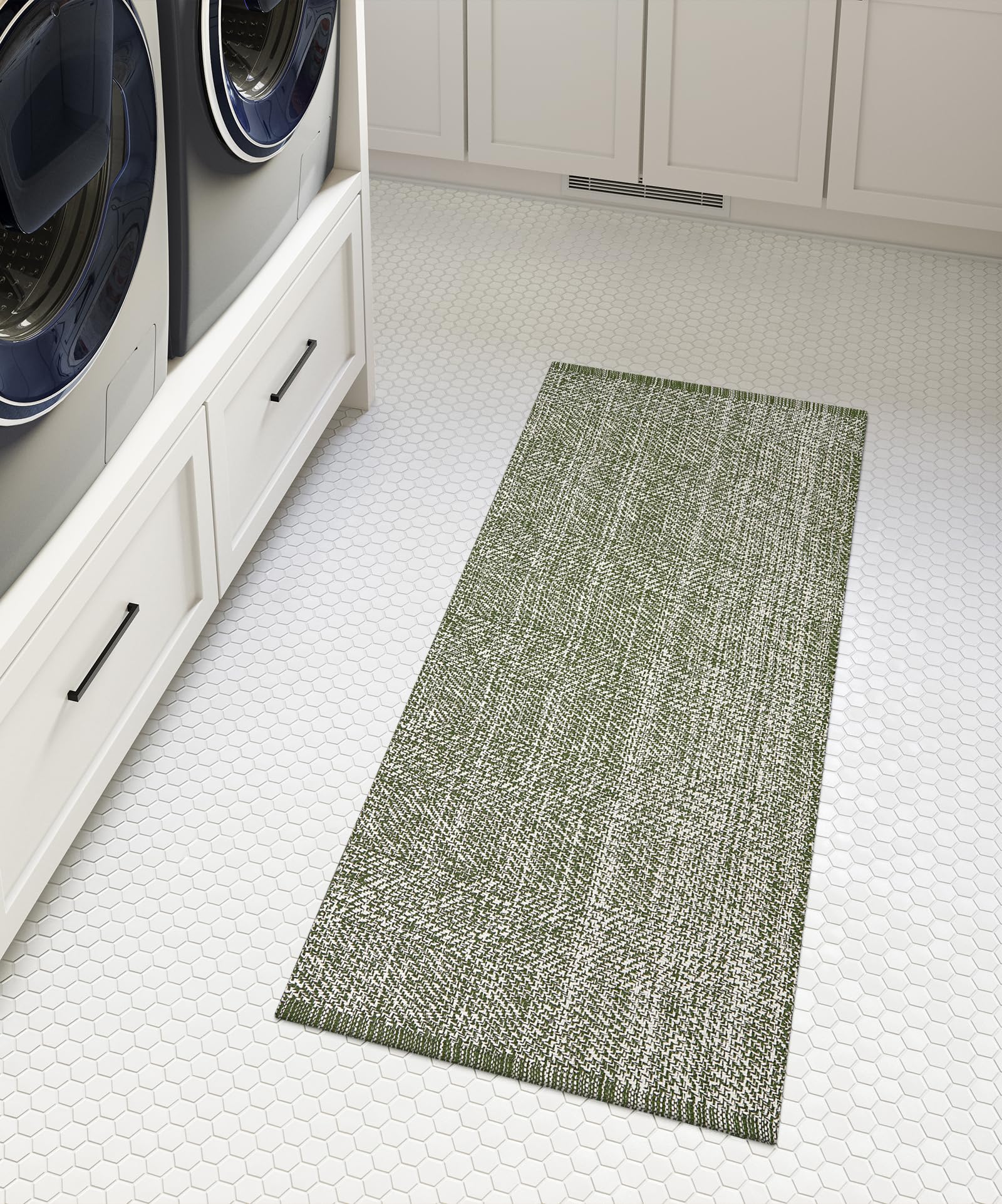 LEEVAN Washable Kitchen Rug 2' x 4.3', Green Bathroom Runner Rug ...