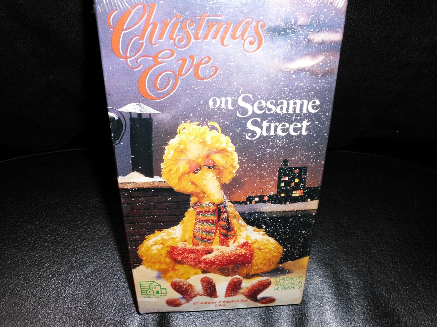 Christmas Eve on Sesame Street [VHS]: Amazon.co.uk: Random House Home ...
