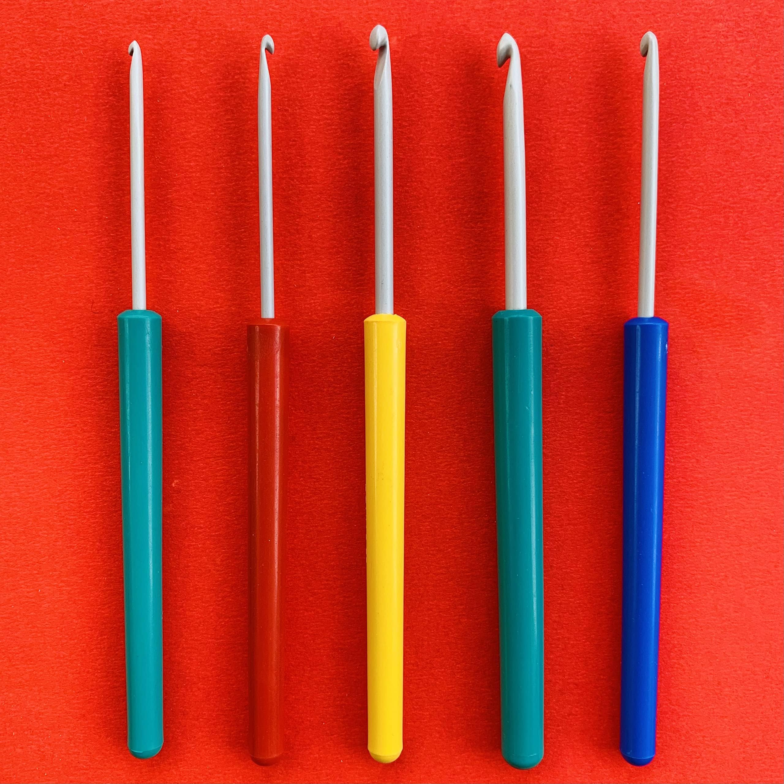 Syga Set 8 Size Soft Plastic Handle Aluminum Crochet Hook Knit Needle ...