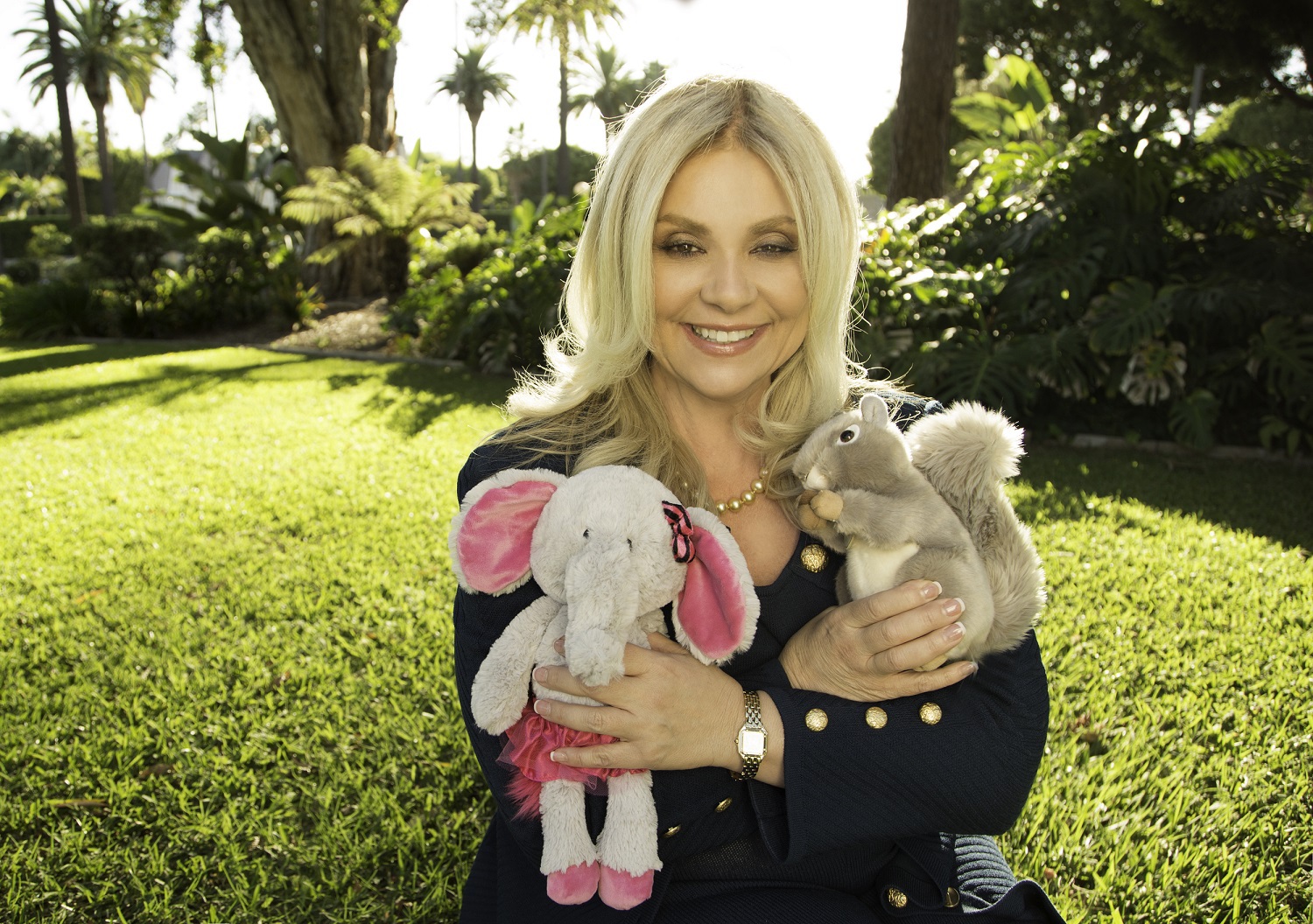 Amazon.com: Lisa Detanna: books, biography, latest update