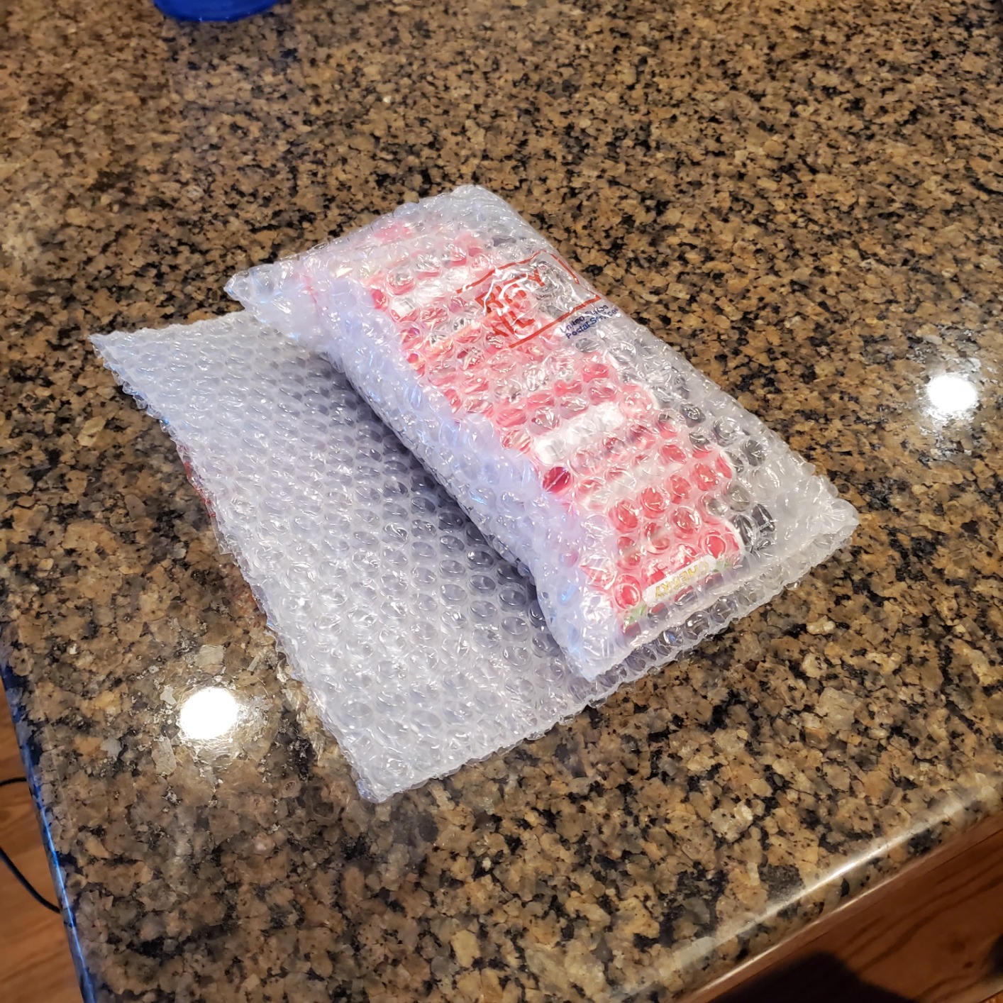 Amazon.com : Savex Cherry Stick Tray Pack Balm 24ct x 0.15 oz : Beauty ...