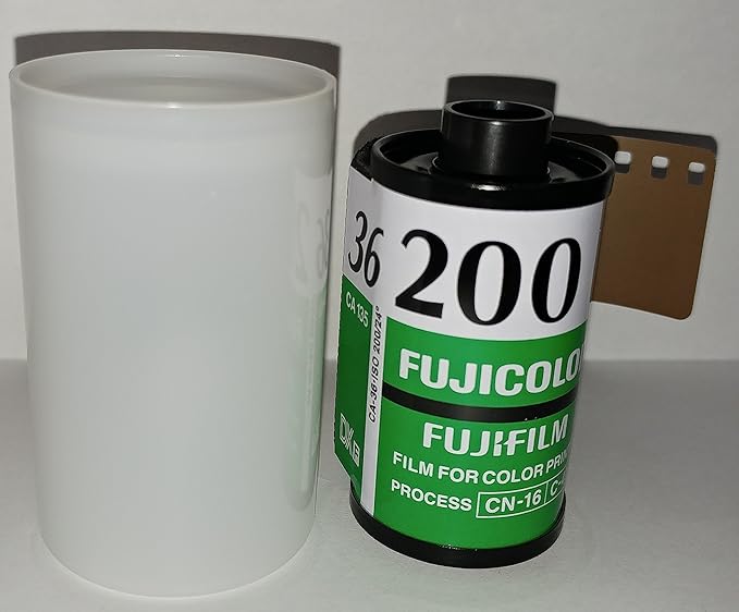 Amazon.com : Fujifilm Fujicolor 200 Color Negative Film (35mm Roll Film ...