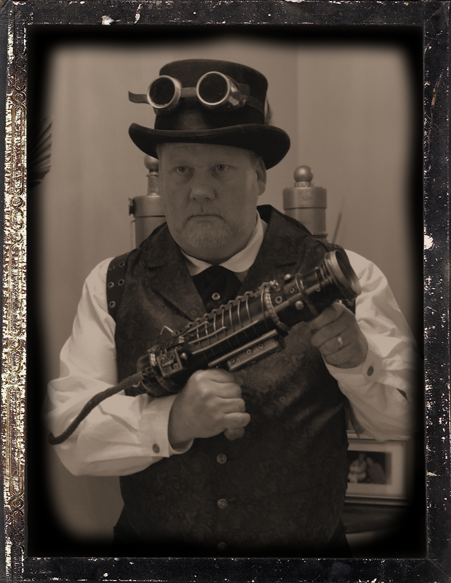 Amazon.com: Frank Tuttle: books, biography, latest update