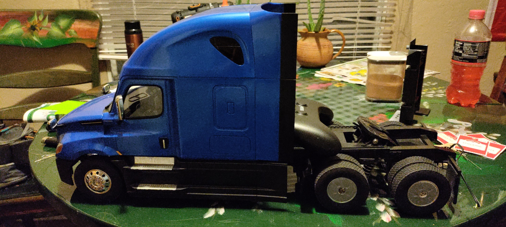 $50/mo - Finance Diecast Masters RC Truch Freightliner Cascadia Truck ...