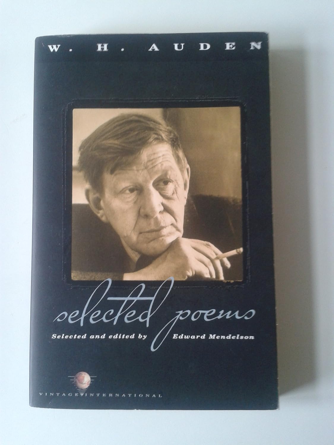 Amazon | W.H. Auden: Selected Poems (Vintage International) | Auden, W ...