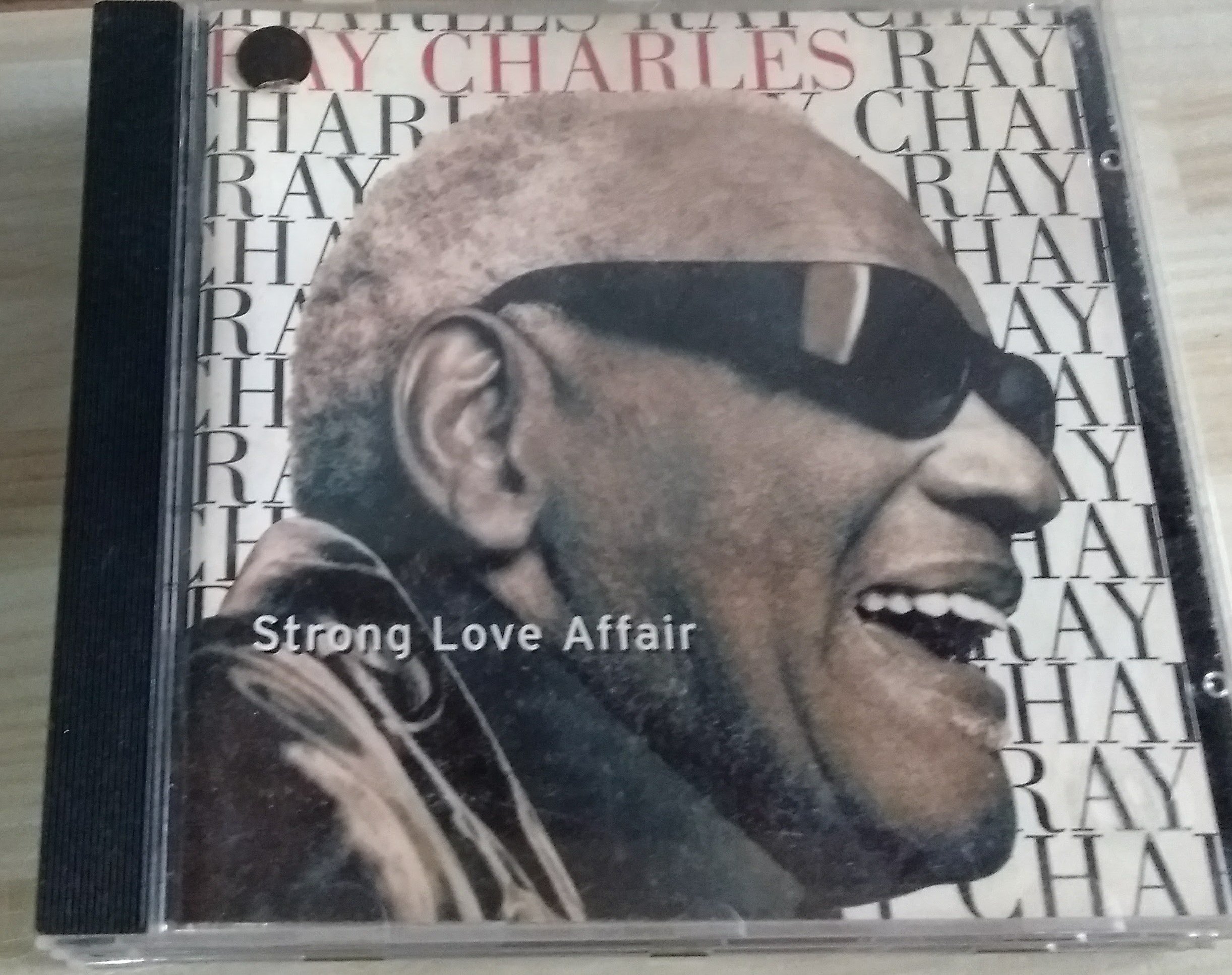 Charles, Ray - Strong Love Affair - Amazon.com Music