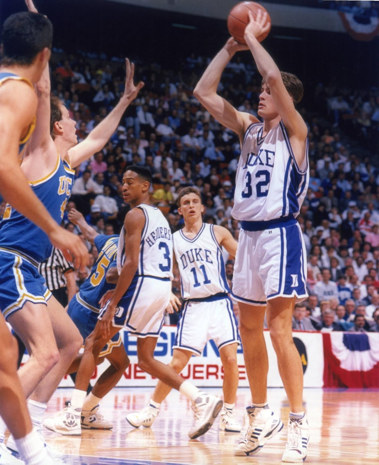 Amazon.com : CHRISTIAN LAETTNER DUKE UNIVERSITY BLUE DEVILS 8X10 SPORTS ...