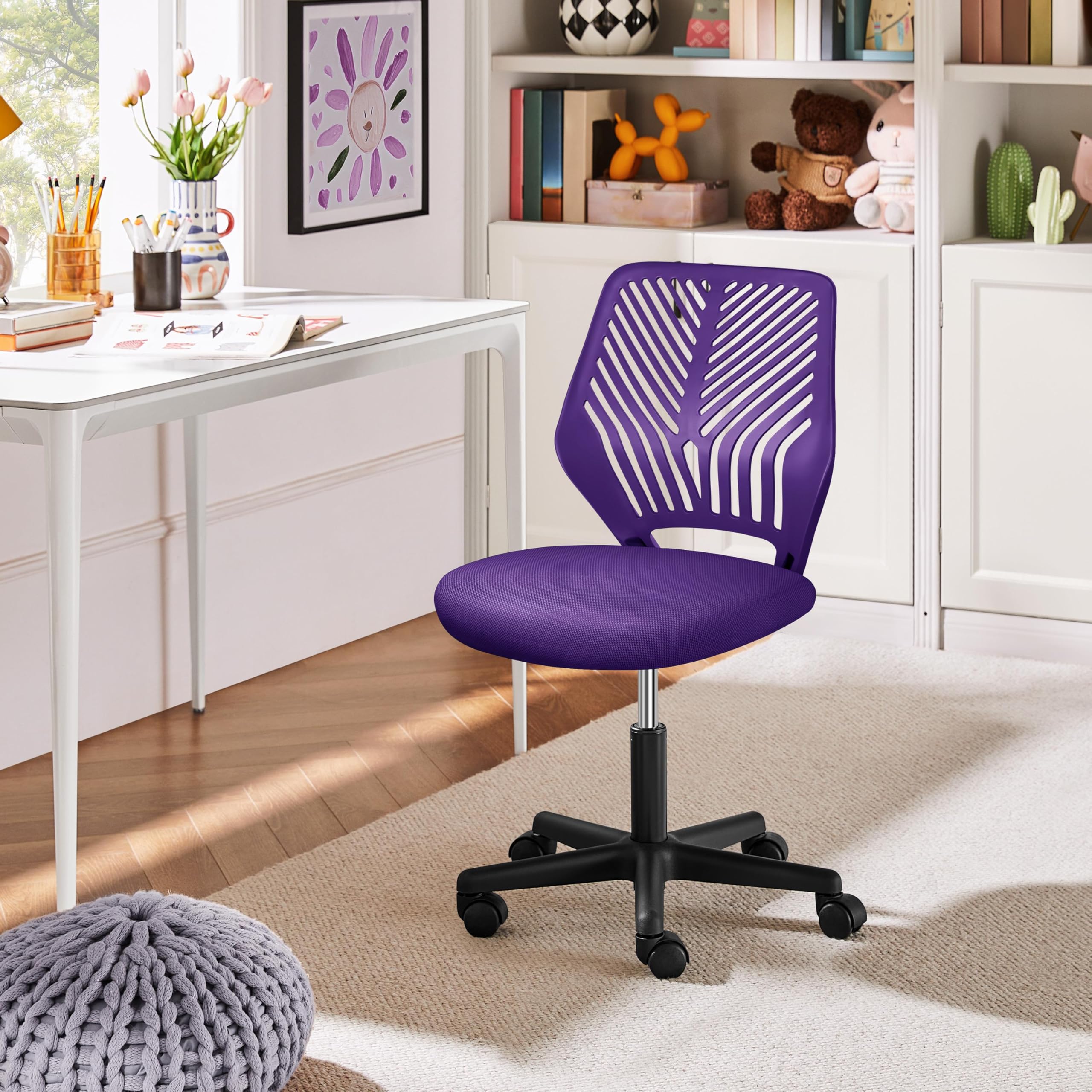 Snapklik.com : Yaheetech Students Cute Desk Chair Low-Back Armless ...