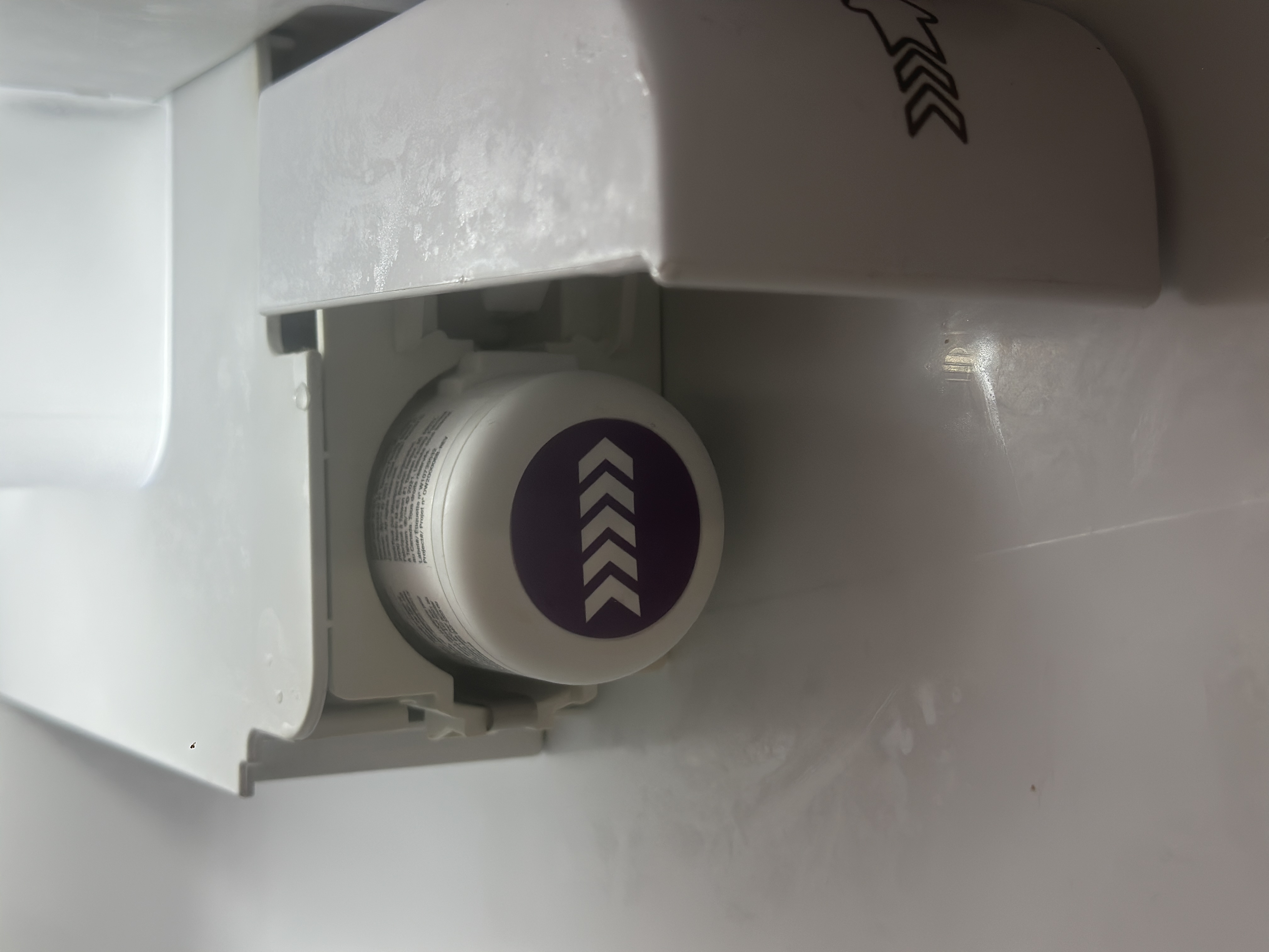 Watch These every drop ice and water filters are easy to replace on ...