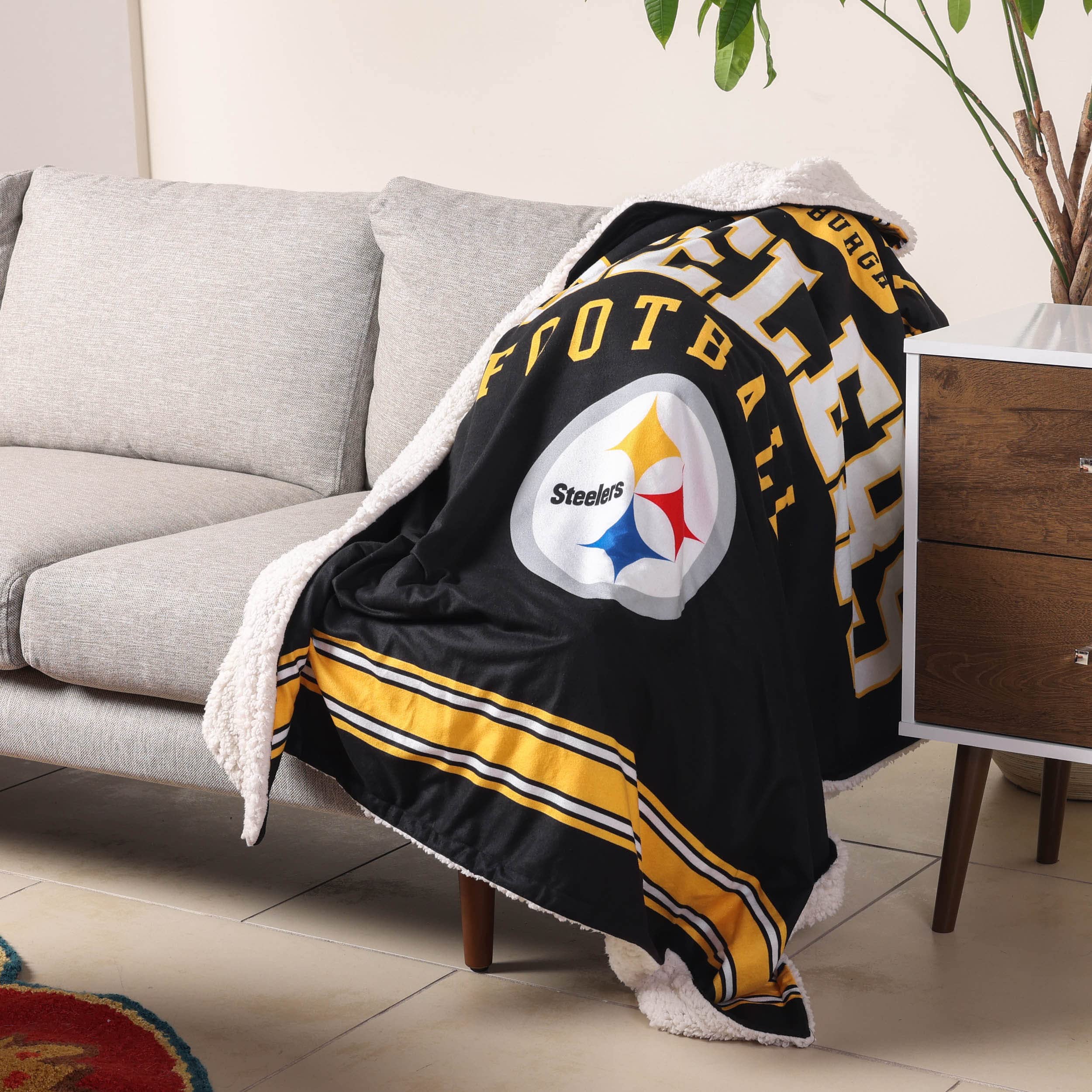 FOCO NFL Unisex-Adult NFL Team Logo Property 60" x 50" Sherpa Plush ...