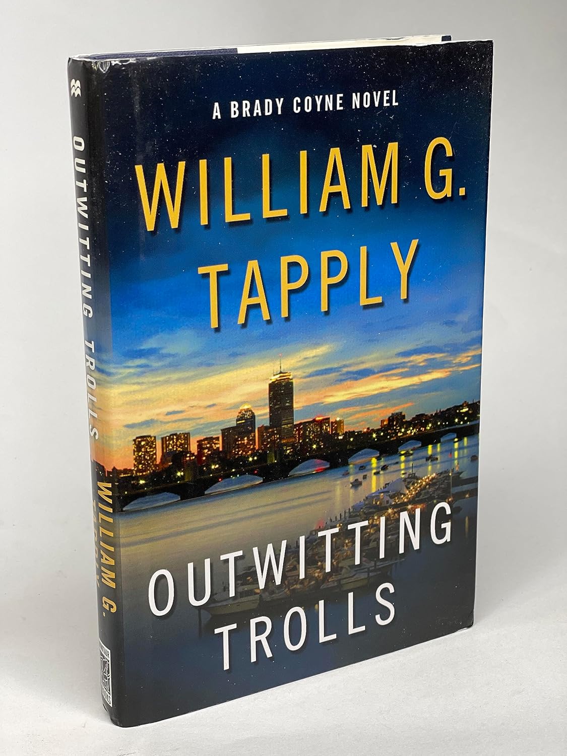 Outwitting Trolls: A Brady Coyne Novel (Brady Coyne Novels): Tapply ...