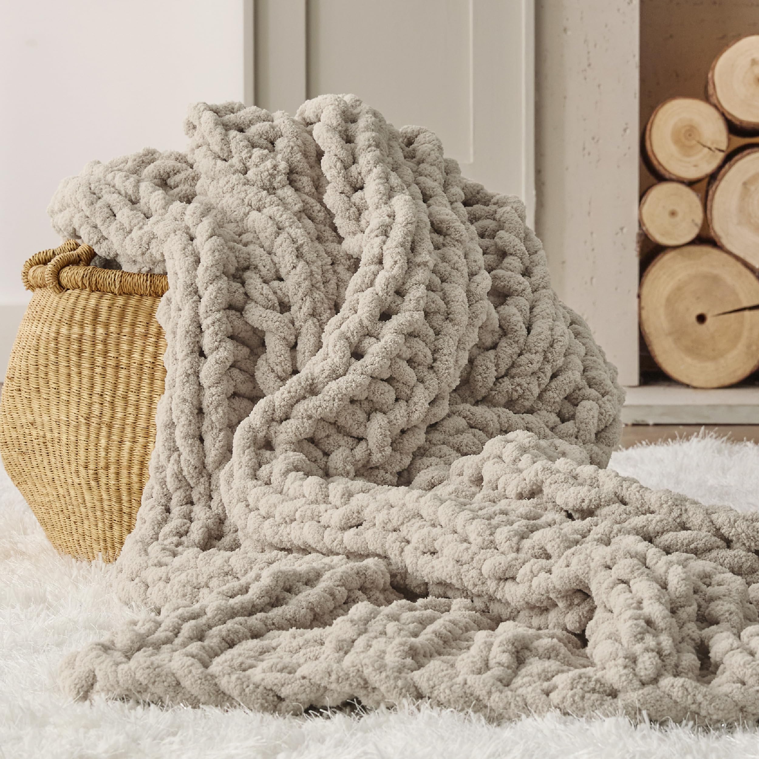 Amazon.com: Bigacogo Chunky Knit Blanket Throw 60"x80", 100% Hand ...