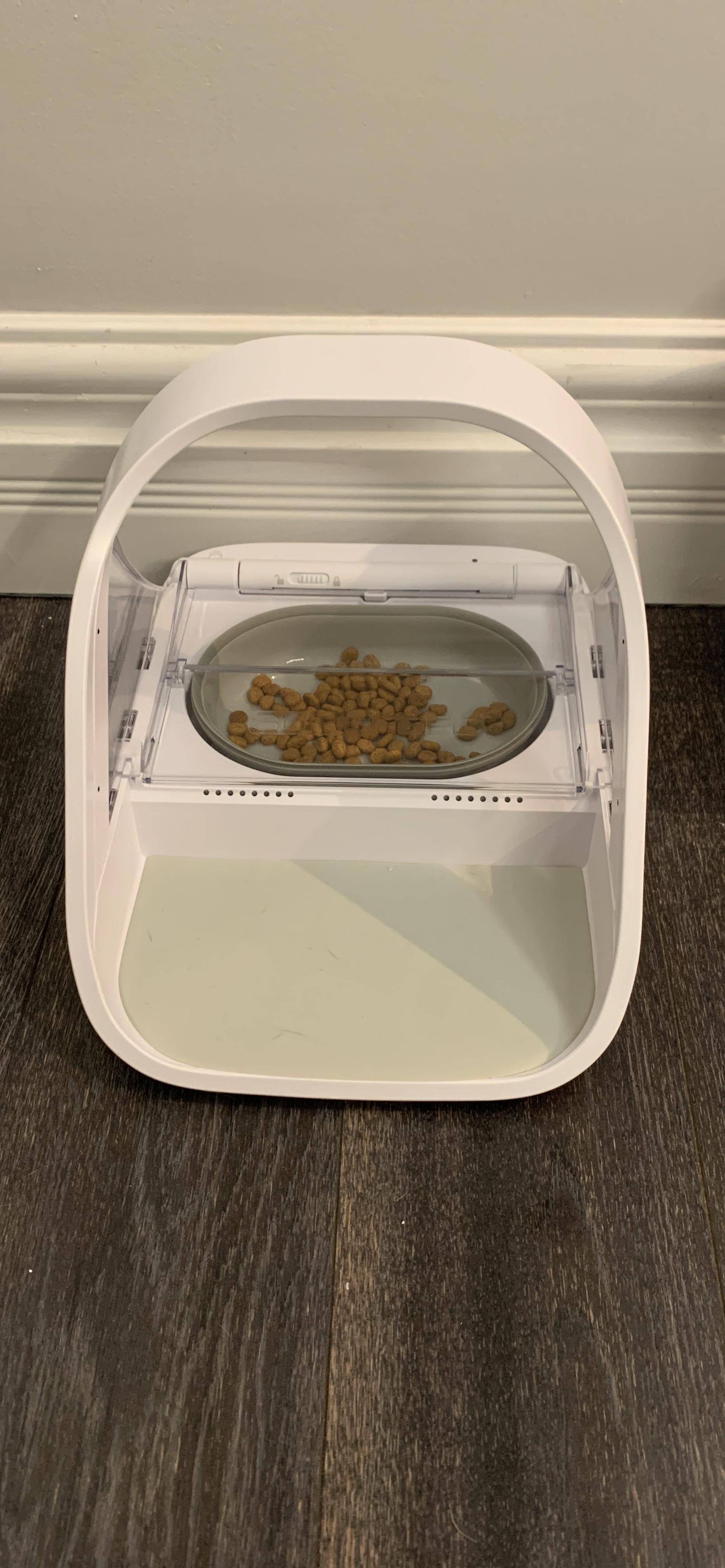 Sure Petcare SureFeed Microchip Pet Feeder Connect - Selective Pet ...