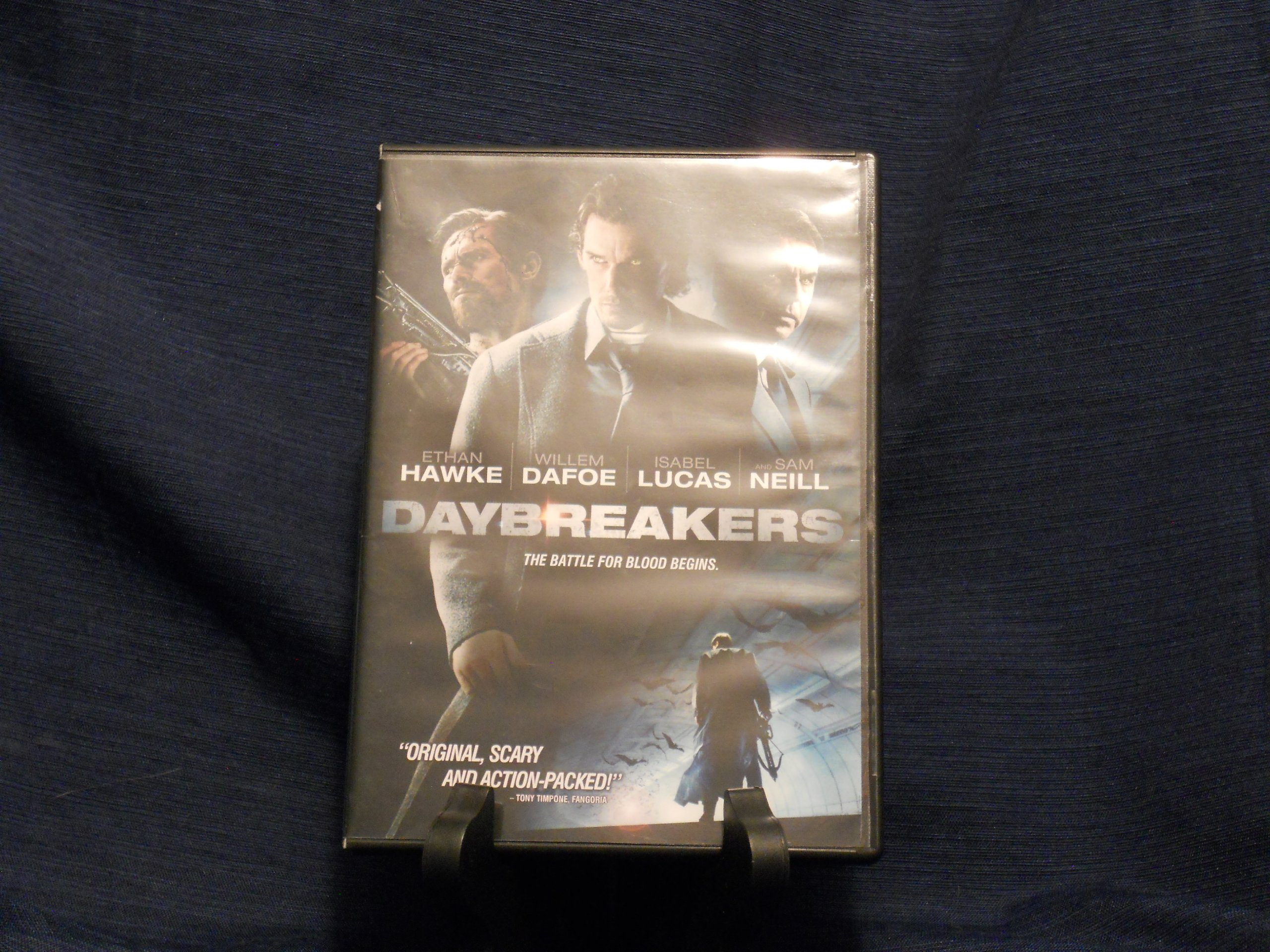 Amazon.com: Daybreakers : Willem Dafoe, Ethan Hawke, Michael Spierig ...