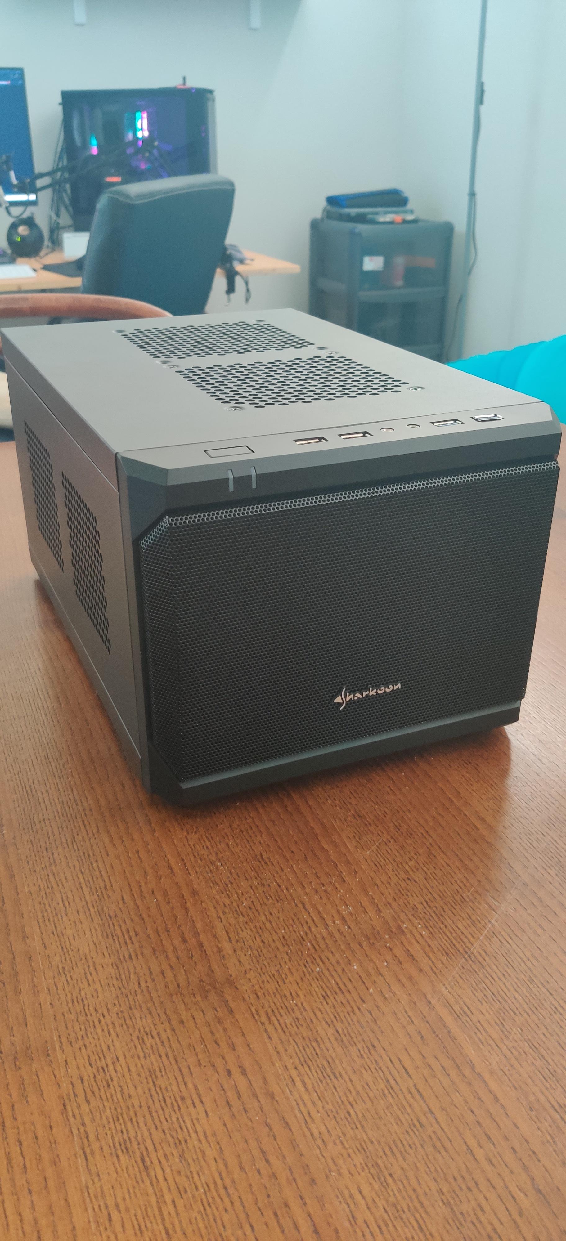 Sharkoon QB One Mini Itx - custodia del computer : Amazon.it: Informatica