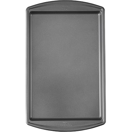 Amazon.com: Wilton Advance Select Premium Non-Stick Large Baking Sheet ...