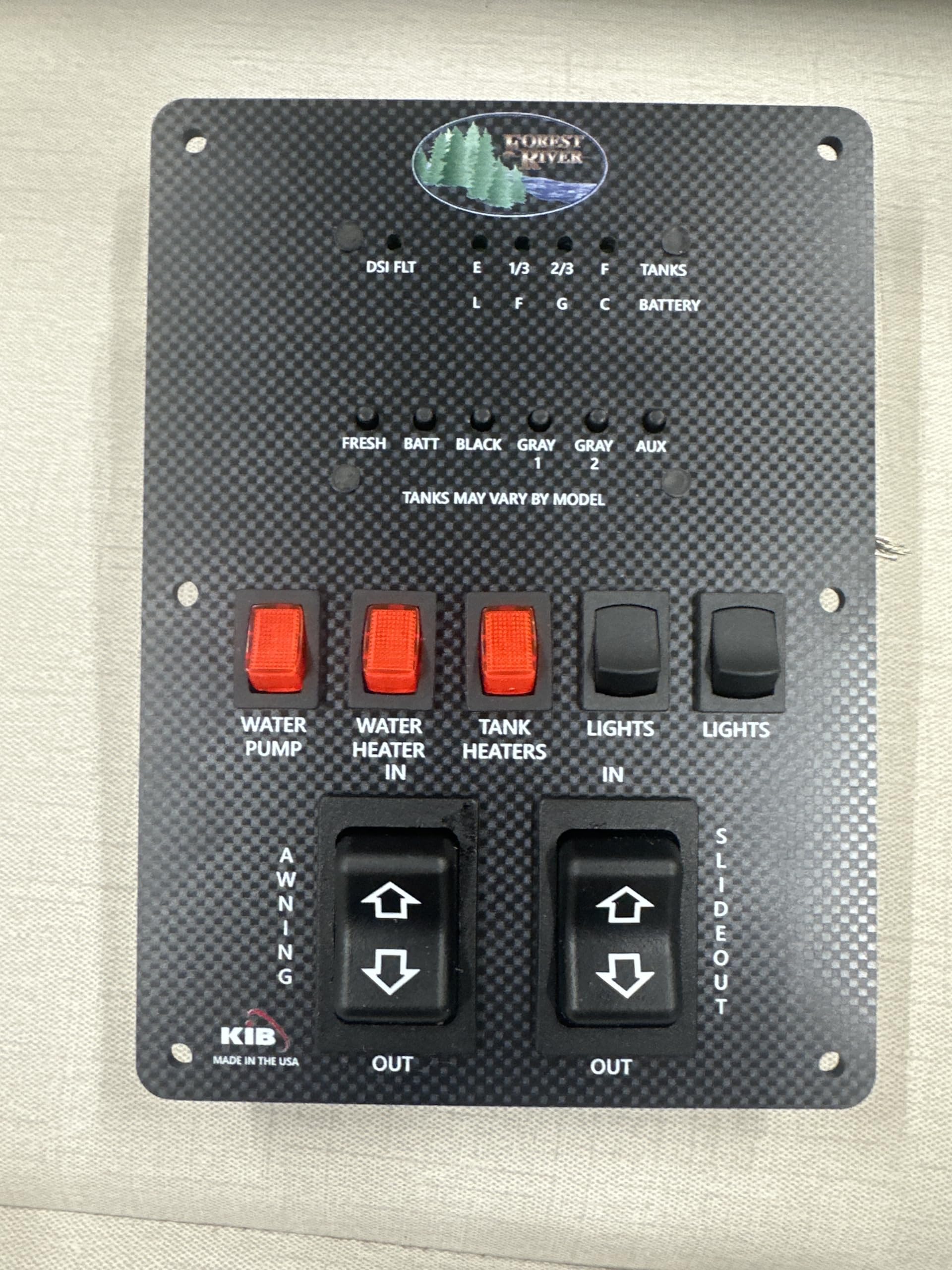 Amazon.com: KIB Monitor System M2747 : Automotive