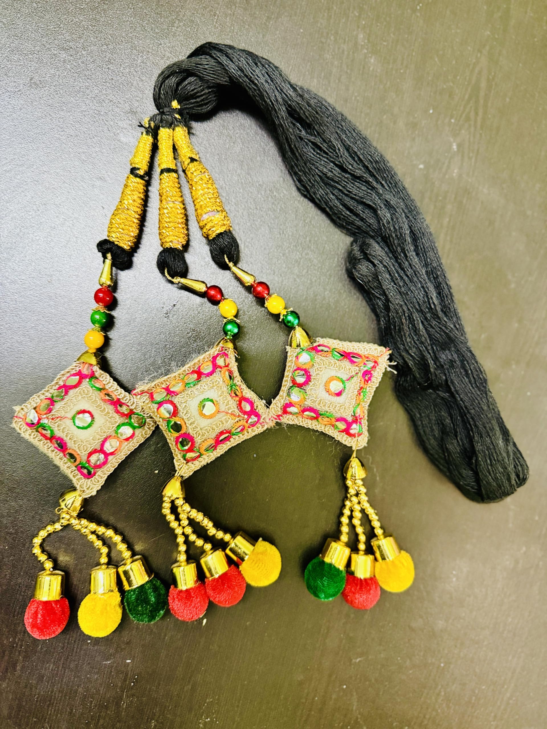 Snapklik.com : Women Patiala Shahi Handmade Paranda/Parandi Traditional ...