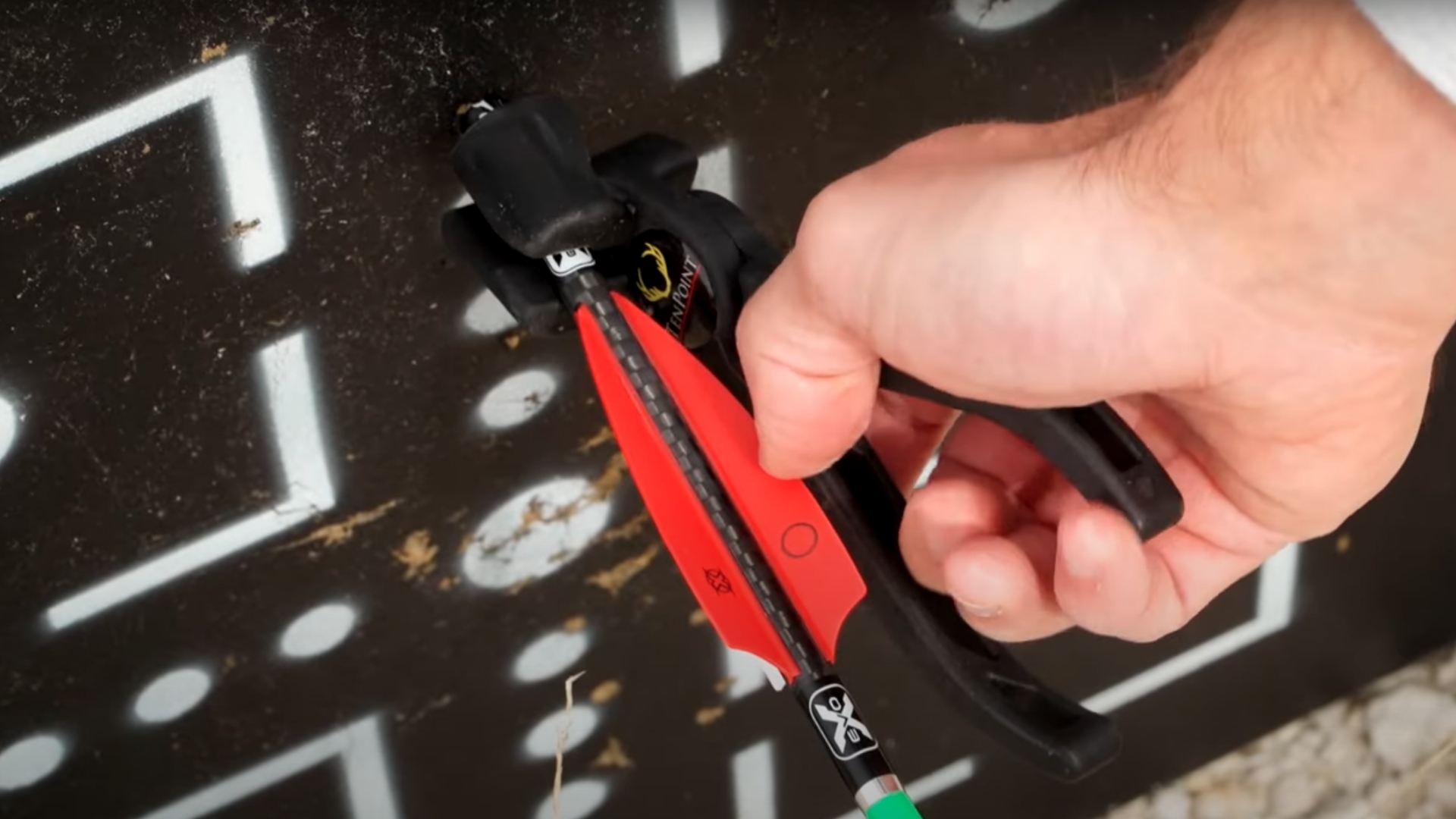 Watch TenPoint - Bednar Perfect Puller 2.0 on Amazon Live