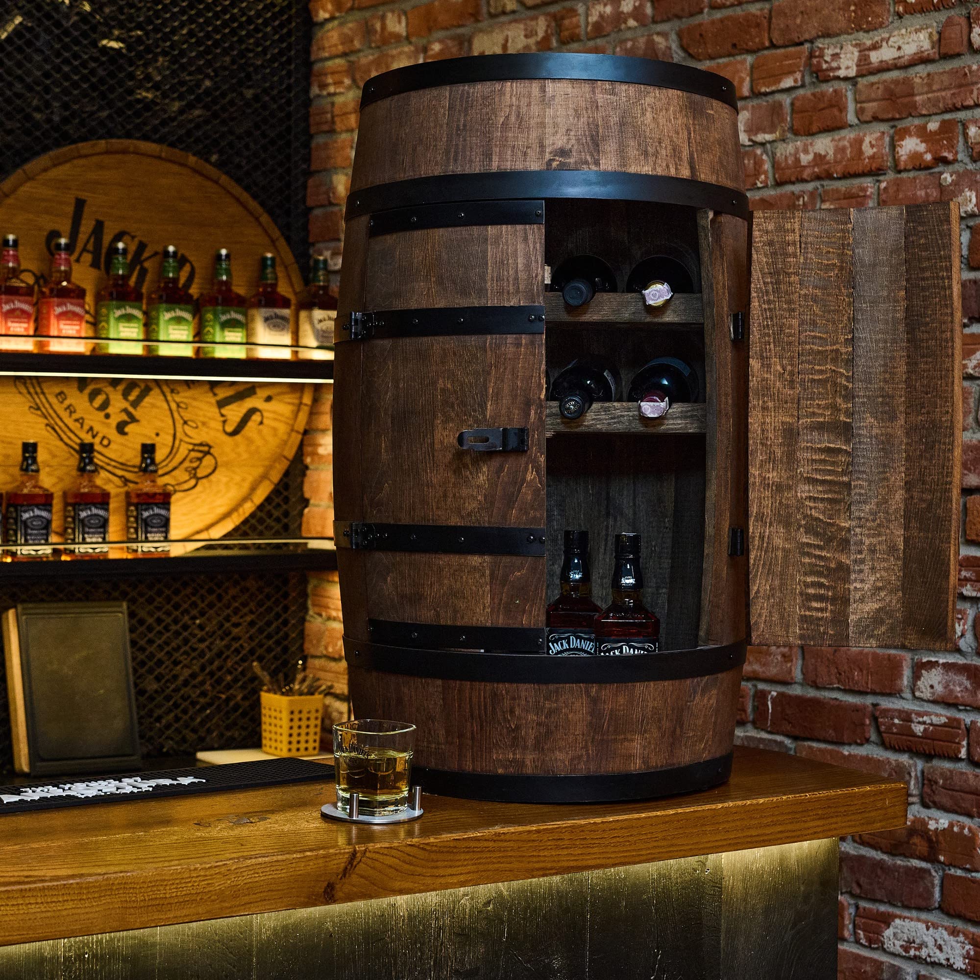 Barril De Vino Con Mueble Bar