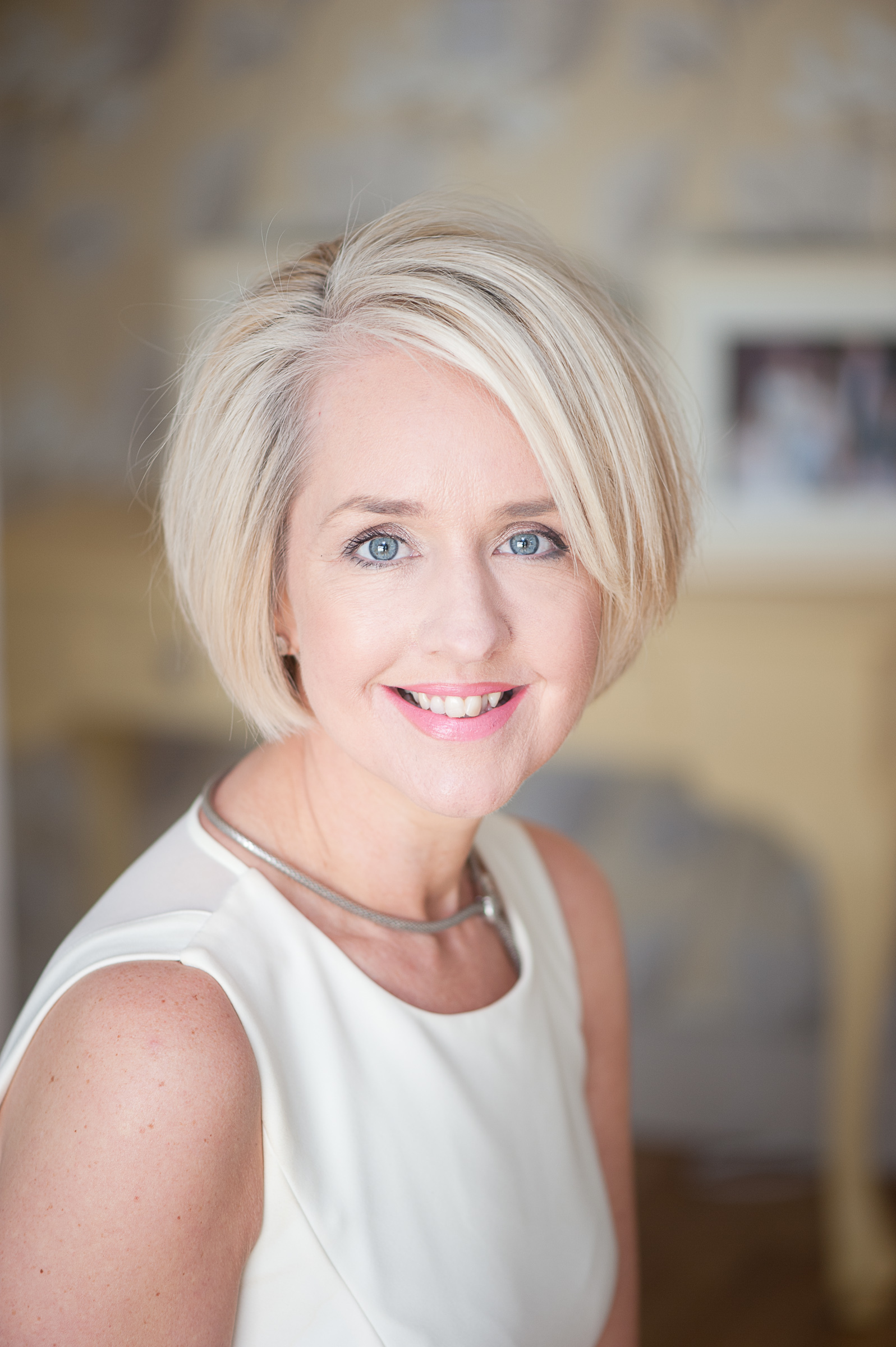 Amazon.co.uk: Lucy Wolfe: books, biography, latest update