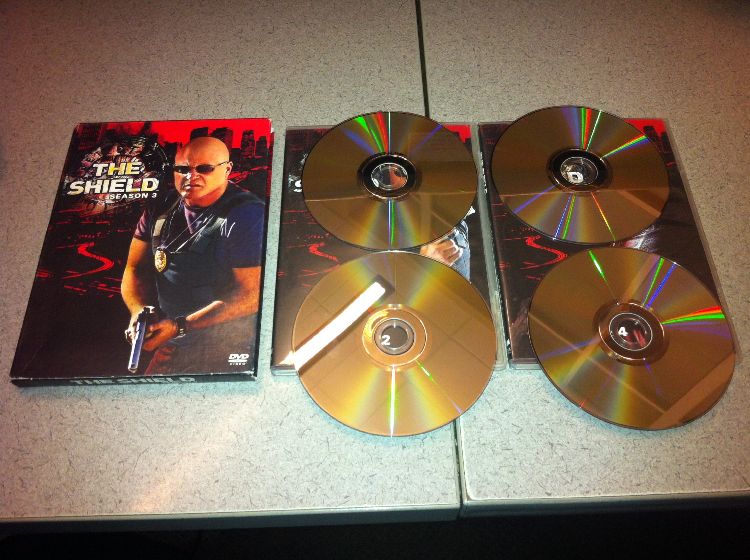 The Shield: The Complete Third Season (Sous-titres français): Amazon.ca ...