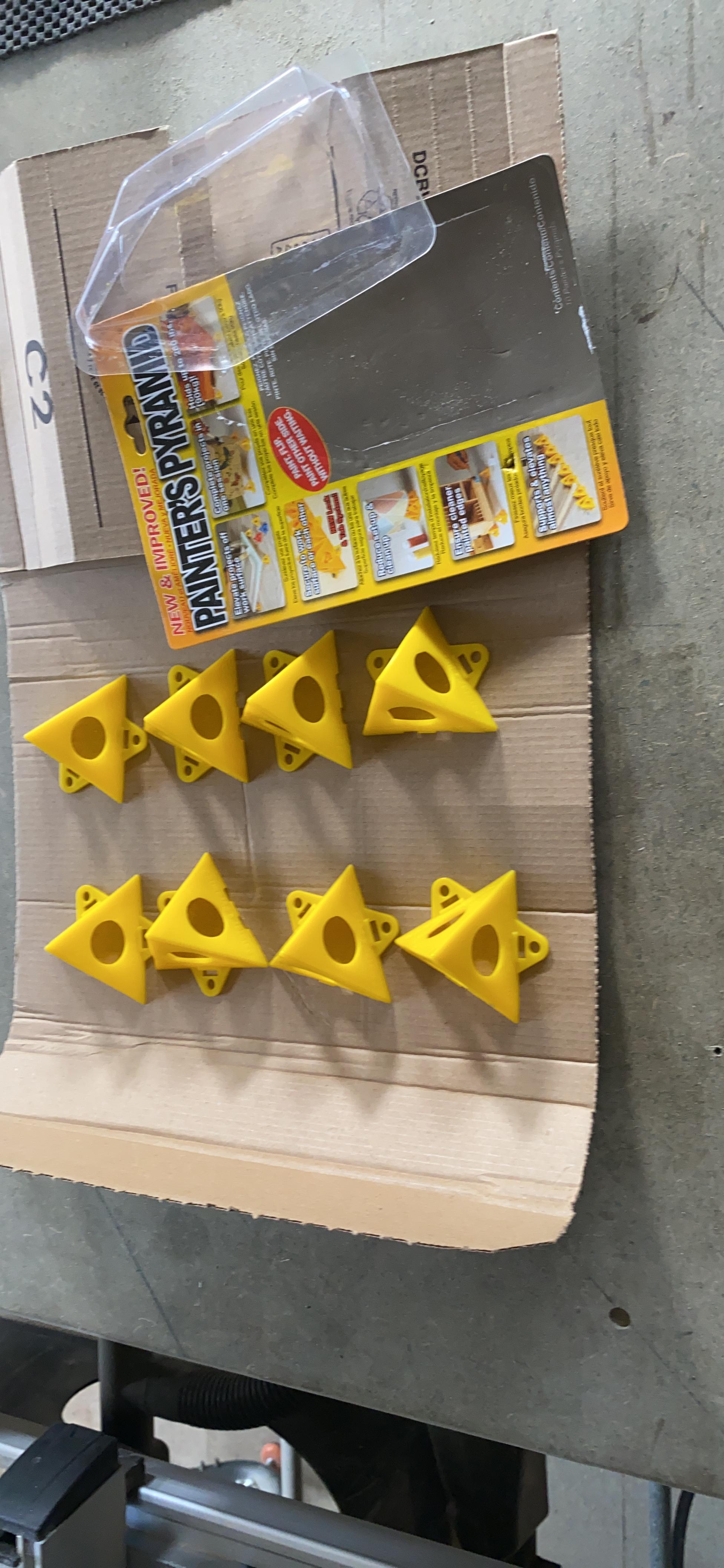 Painters Pyramid Painters Plastic Stands 10- : Amazon.co.uk: Home & Kitchen