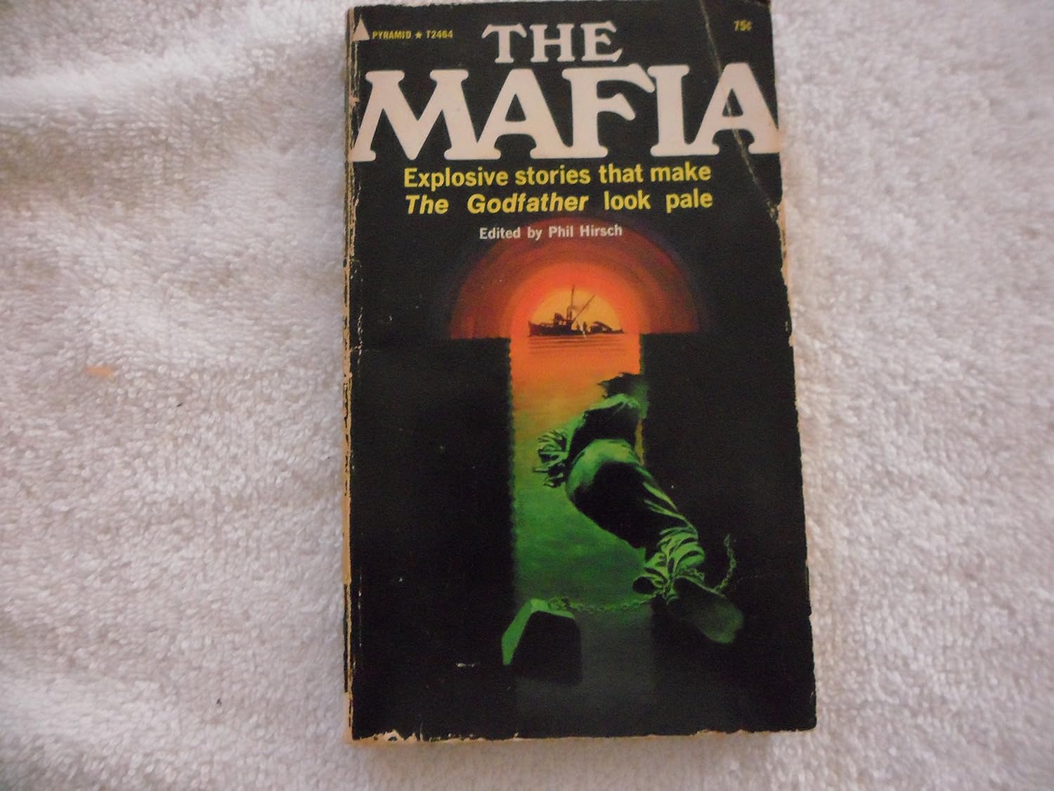 The Mafia: Gene Riley: Amazon.com: Books