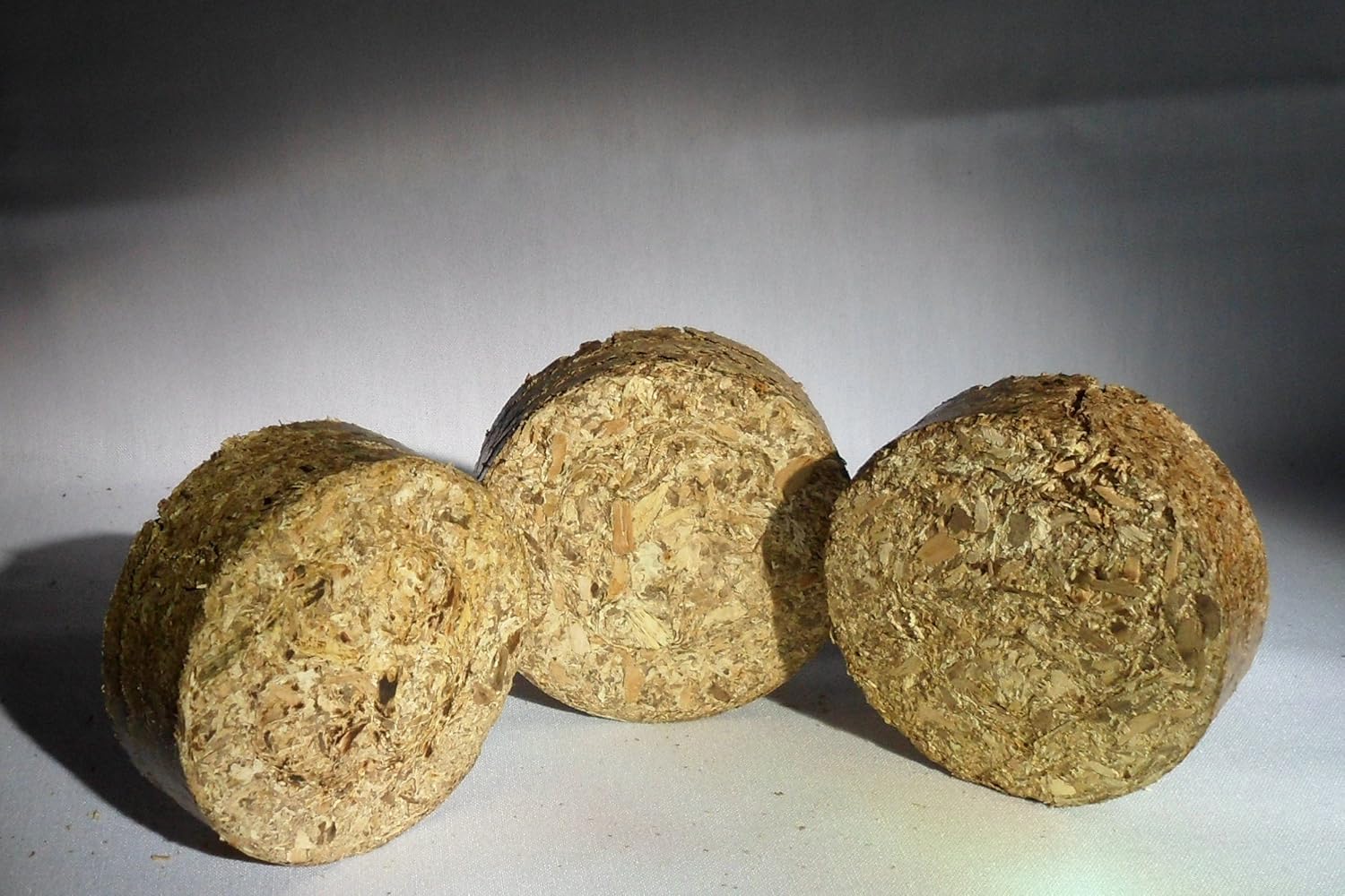 Amazon.com : Smoking Barbecue Pucks : Patio, Lawn & Garden