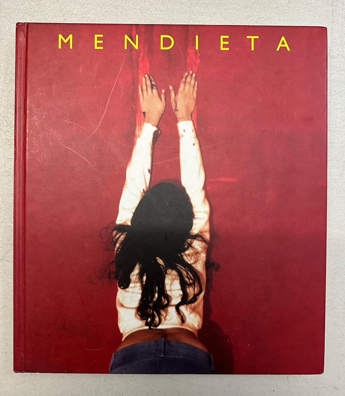 Ana Mendieta Earth Body Sculpture and Performance 1972-1985 /anglais ...