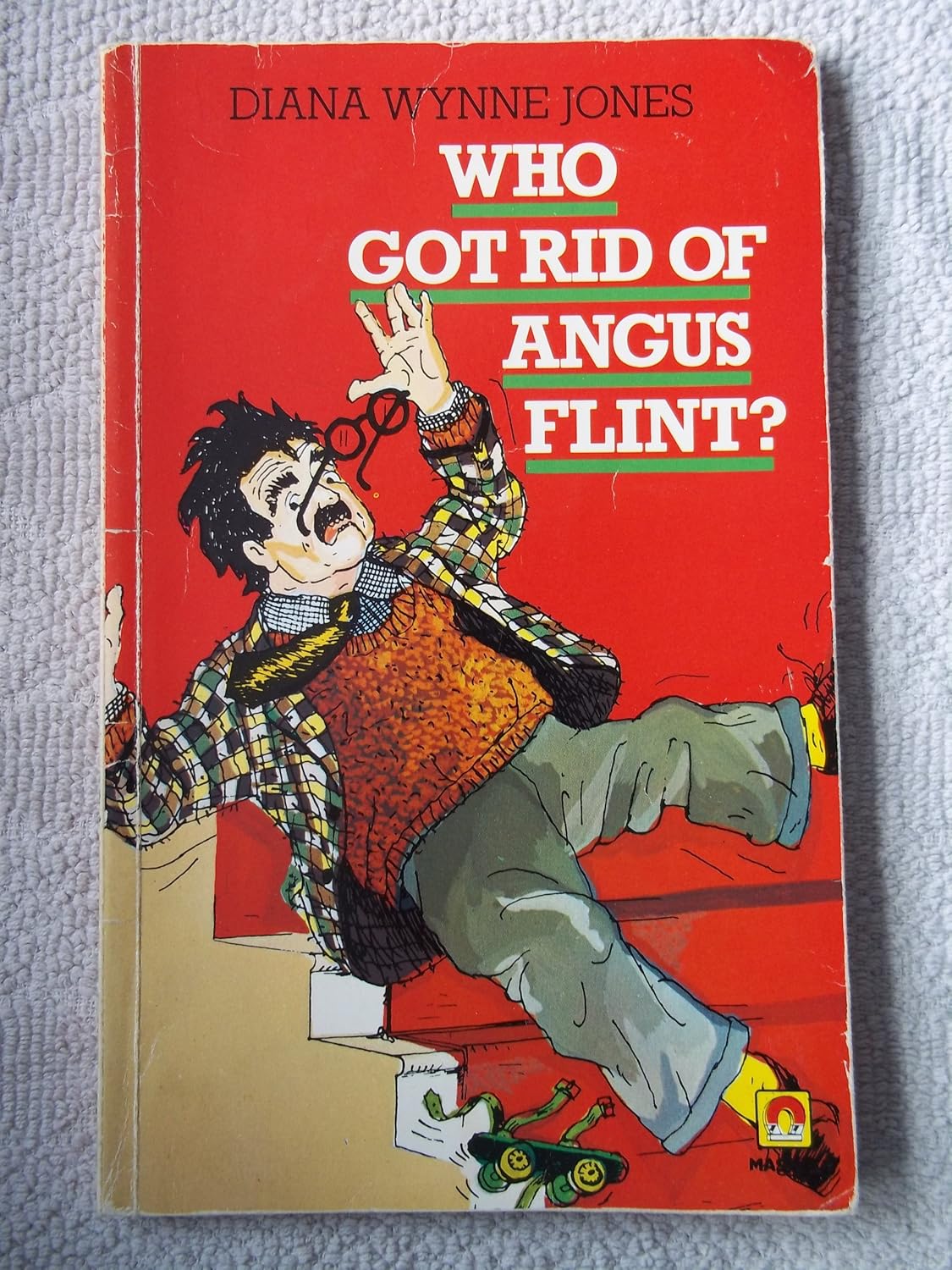 Who got rid of Angus Flint?: Diana Wynne Jones: 9780416884807: Amazon ...