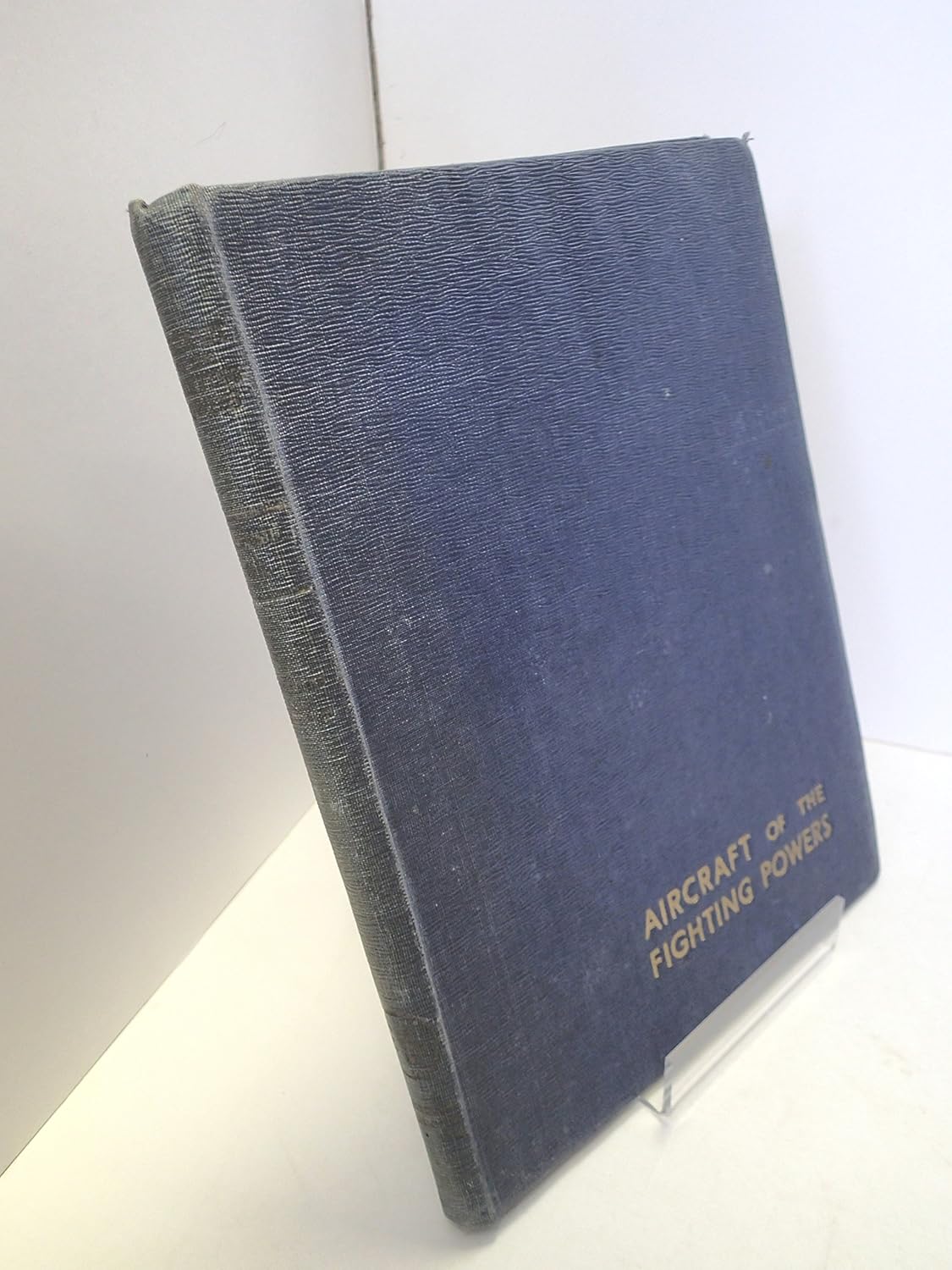 Aircraft of the Fighting Powers: Volume VII: unknown author: Amazon.com ...