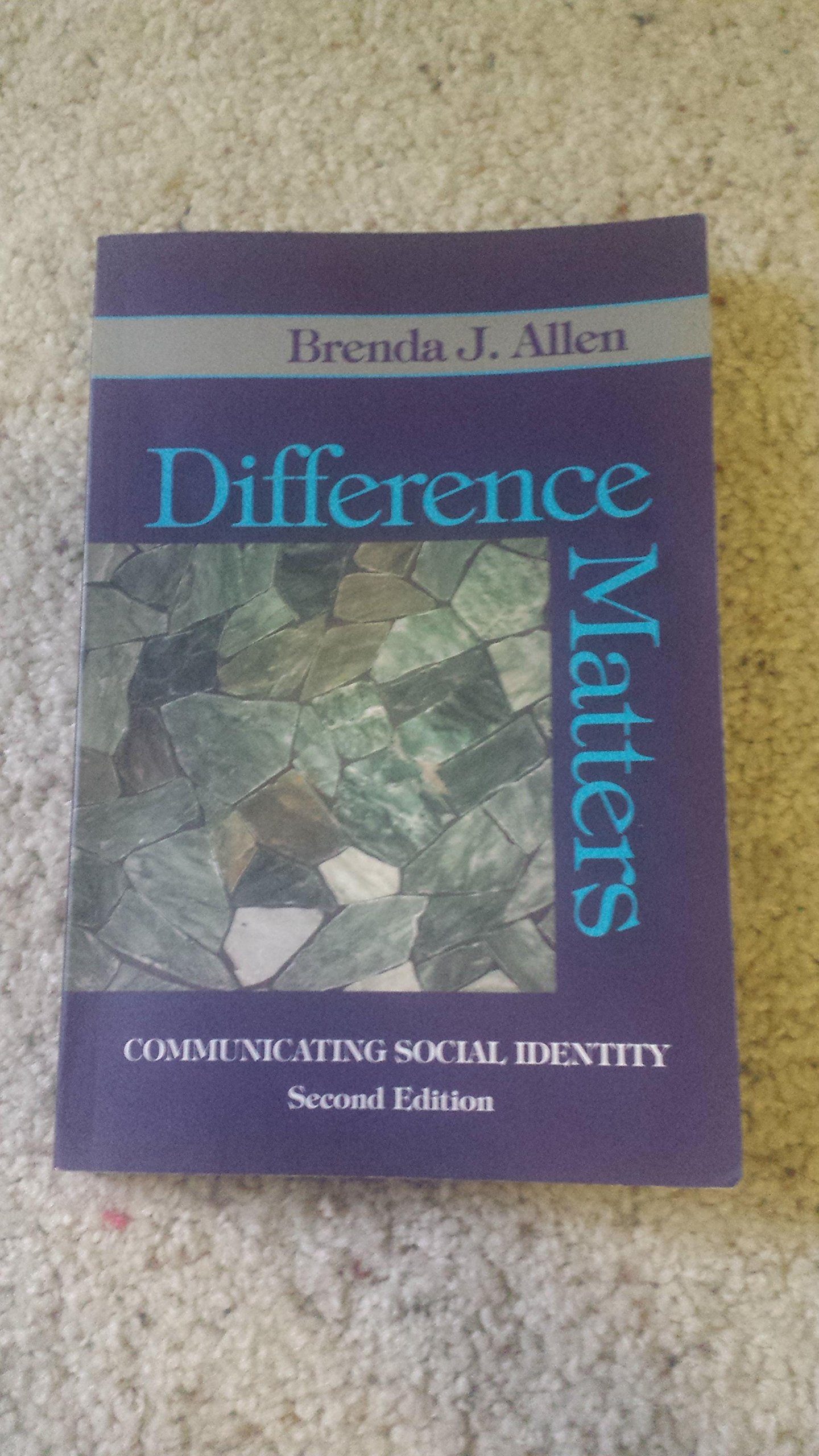 Amazon.com: Difference Matters: Communicating Social Identity ...