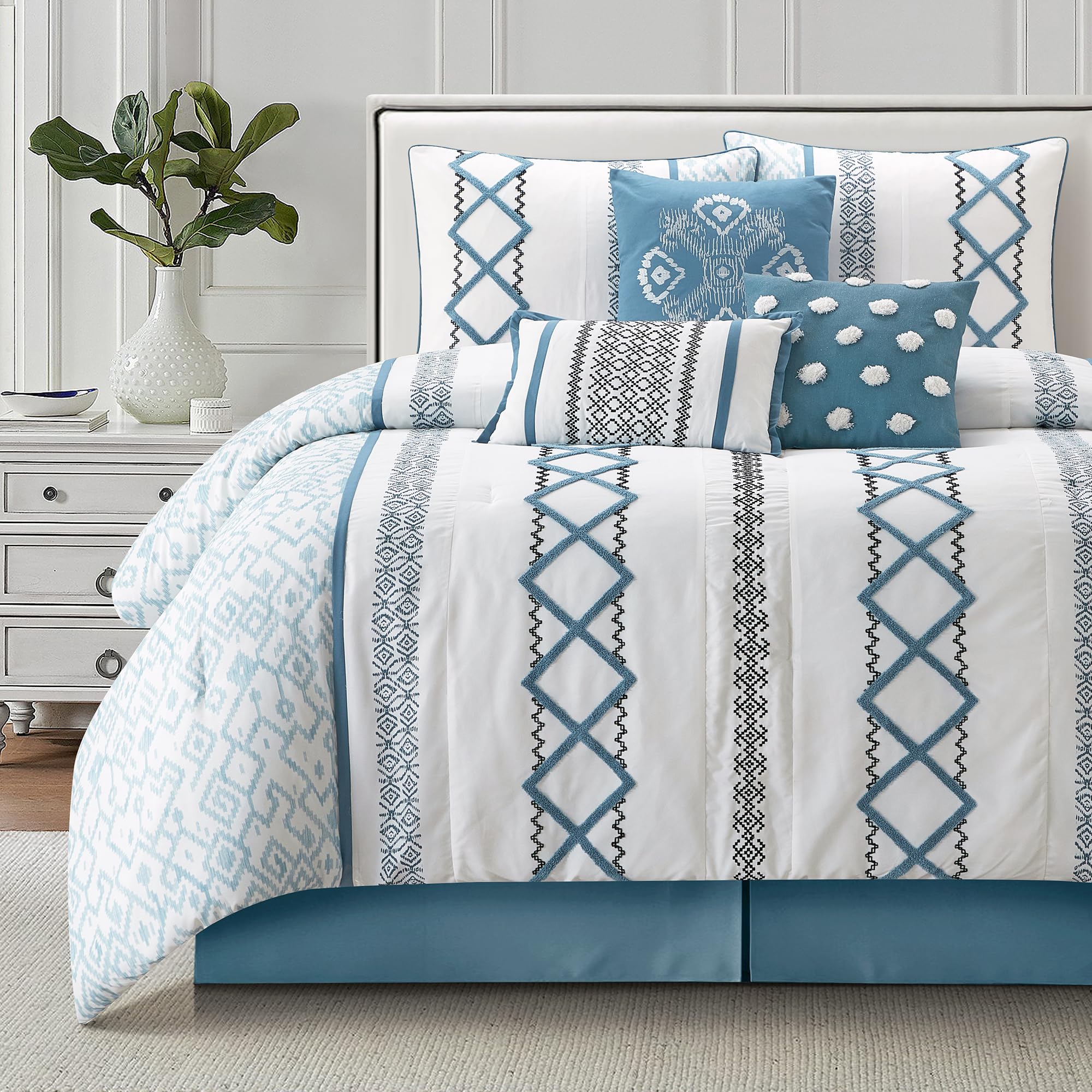 Amazon.com: LANCO MODERN LIFESTYLE Blue King Comforter Set, 7 Pieces ...