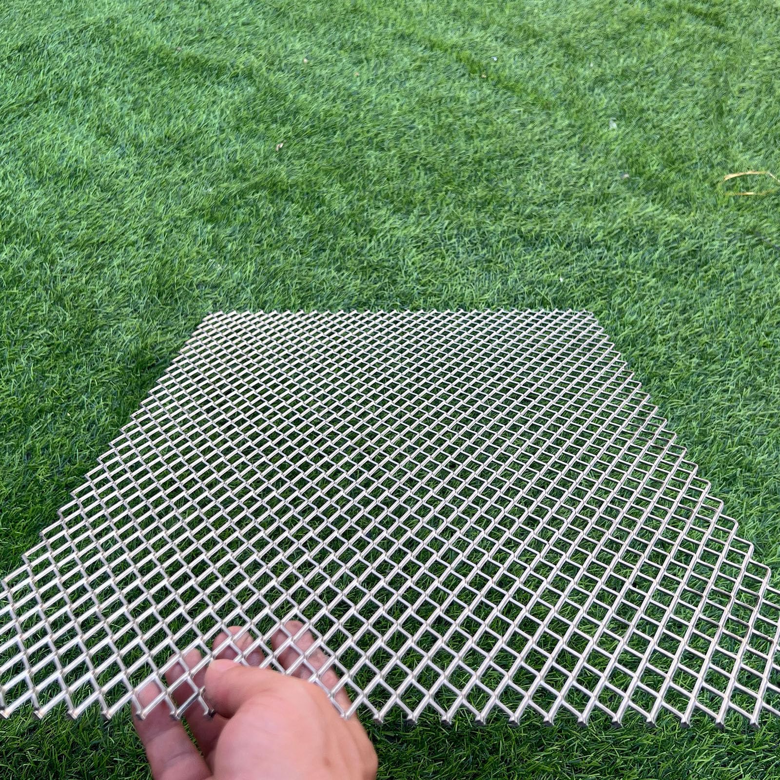 Snapklik.com : FengYoo 24"X16" 14 Gauge Expanded Metal Sheet Metal Diamond Mesh 04"X08" Expanded ...