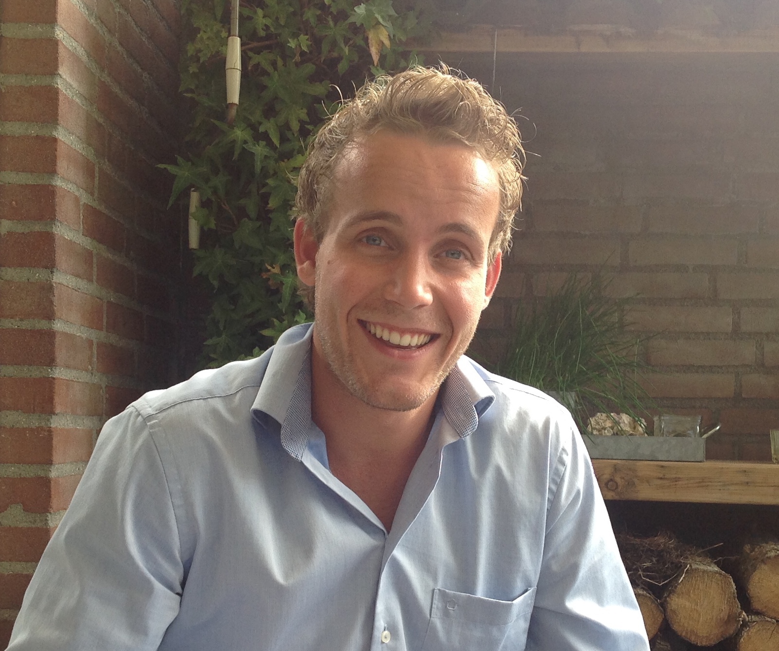 Amazon.com: Robin van Baalen: books, biography, latest update