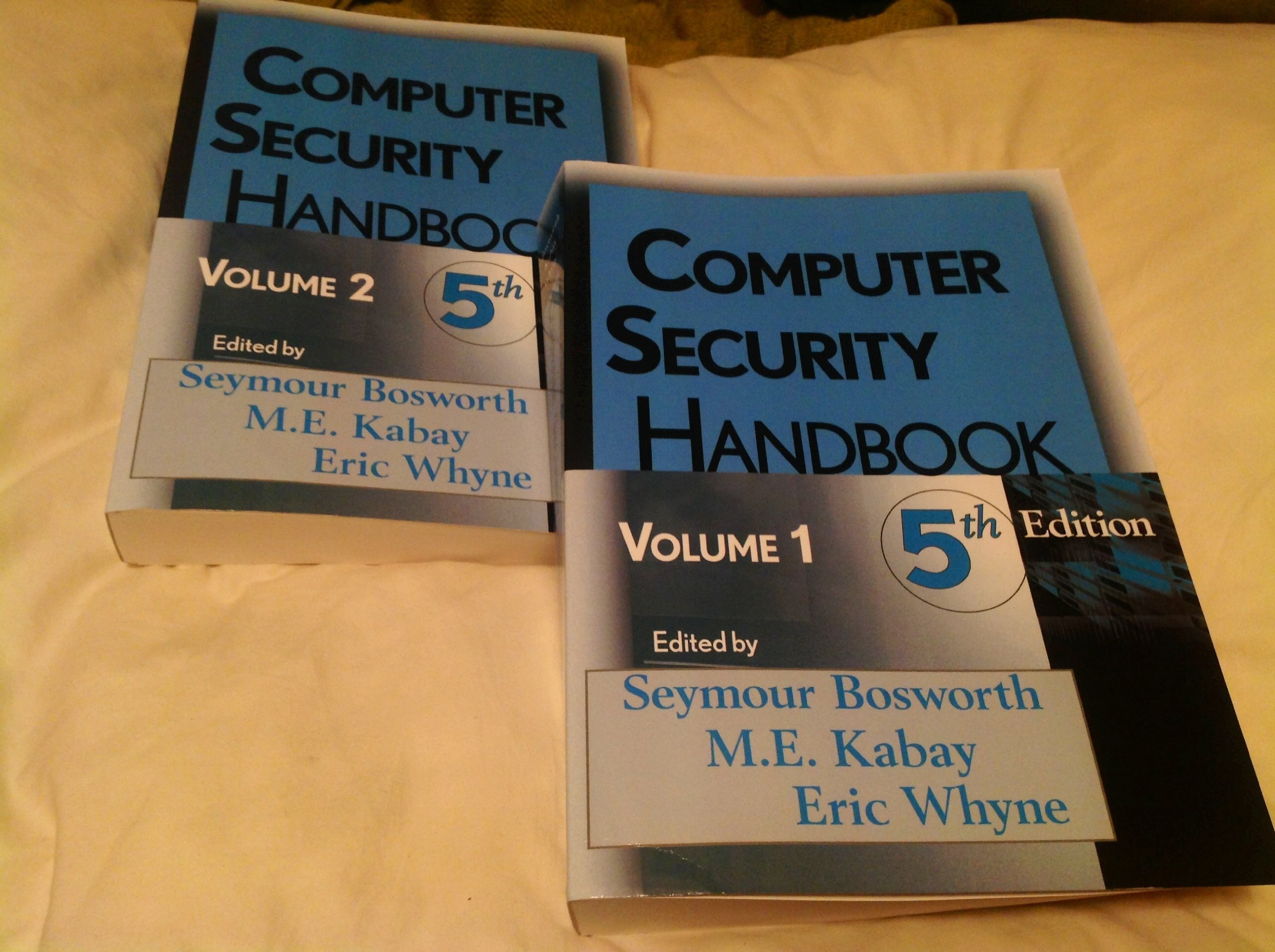 Computer Security Handbook, Set: 9780471716525: Computer Science Books ...