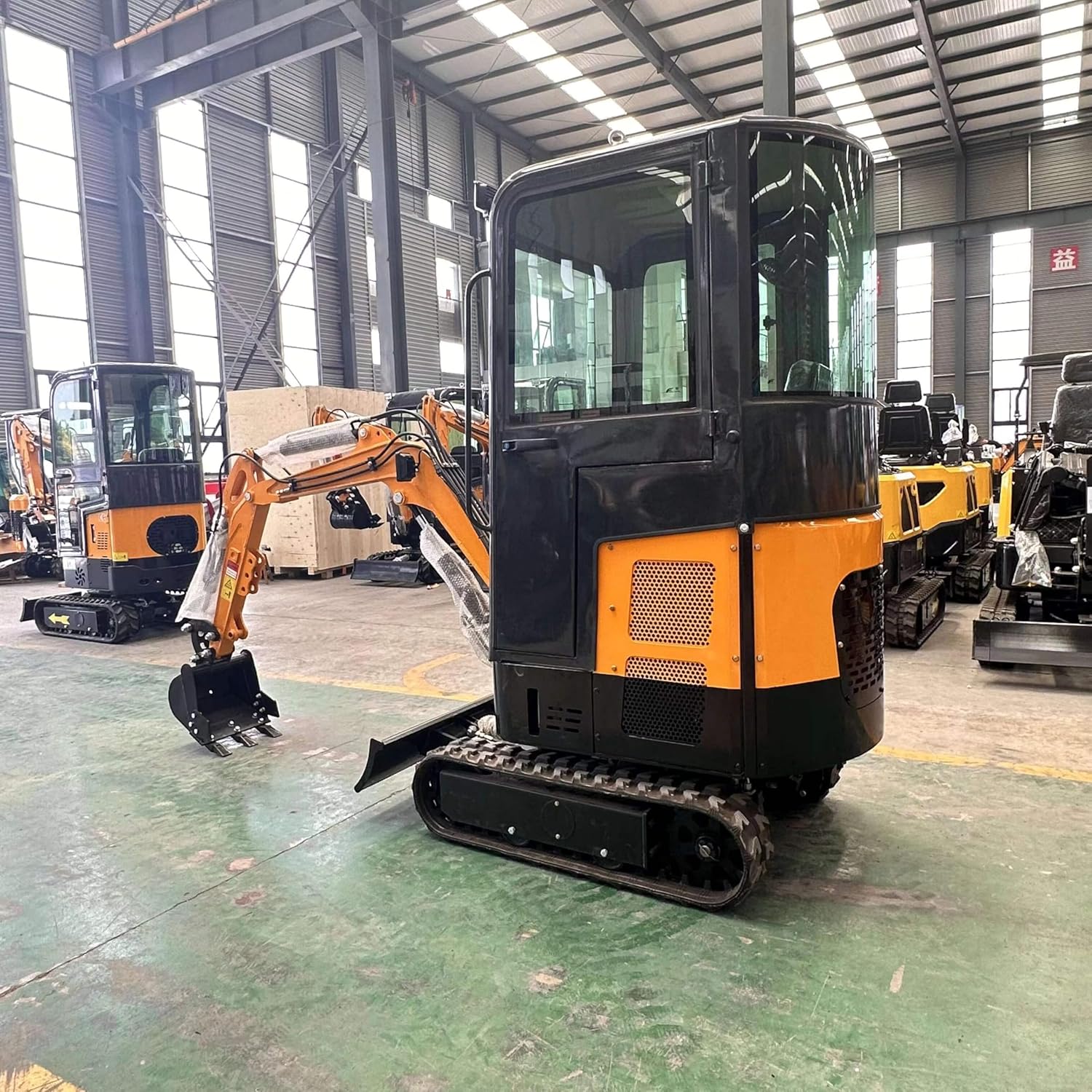 Amazon.com: 2 Ton Micro Mini Excavator, Small Excavator with Operation ...