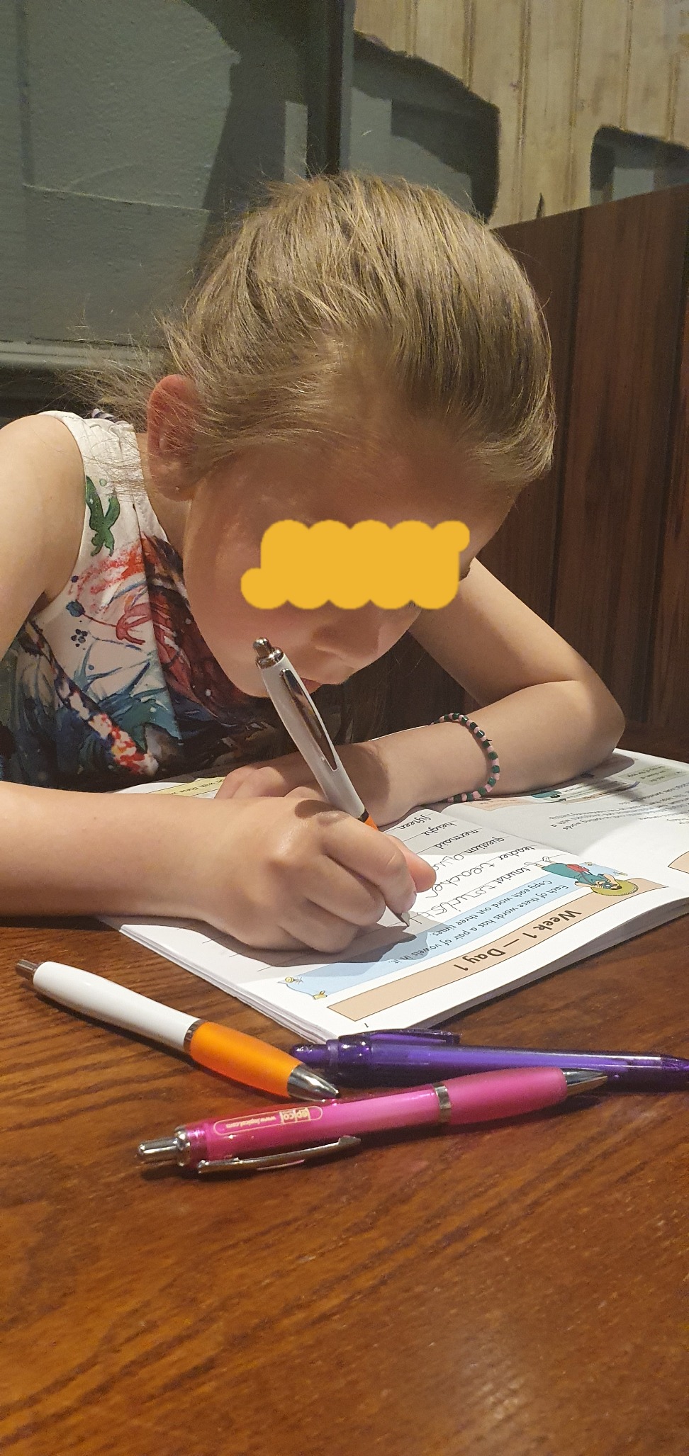 KS2 Handwriting Year 3 Daily Practice Book: Summer Term (CGP Year 3 ...