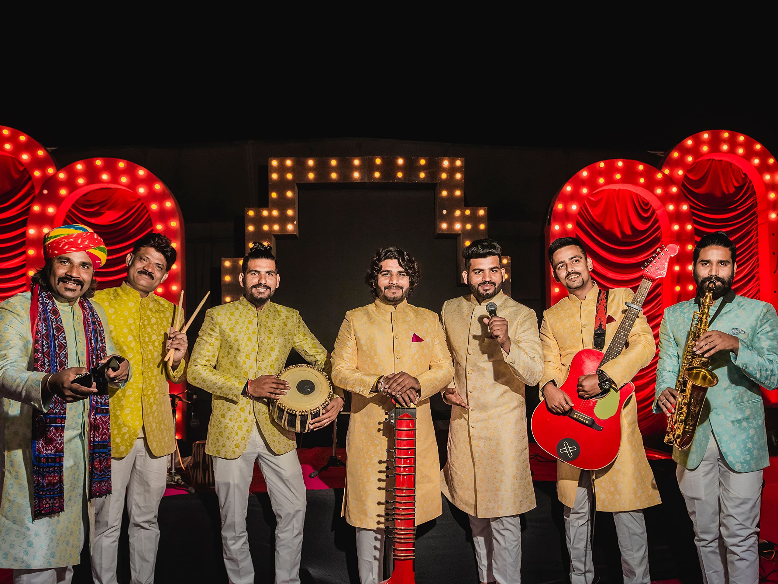 Laxmi Mata Aarti song by Twinkle Vaishnav from Laxmi Mata Aarti on ...