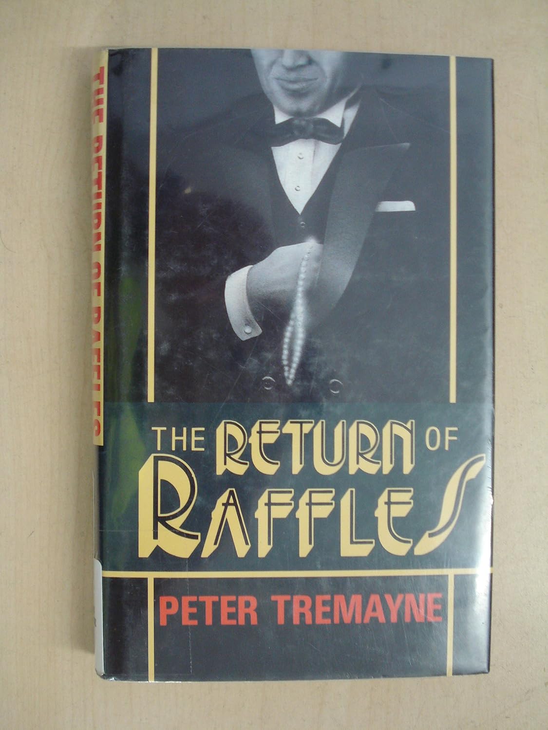 The Return of Raffles: Tremayne, Peter: 9780727841407: Amazon.com: Books
