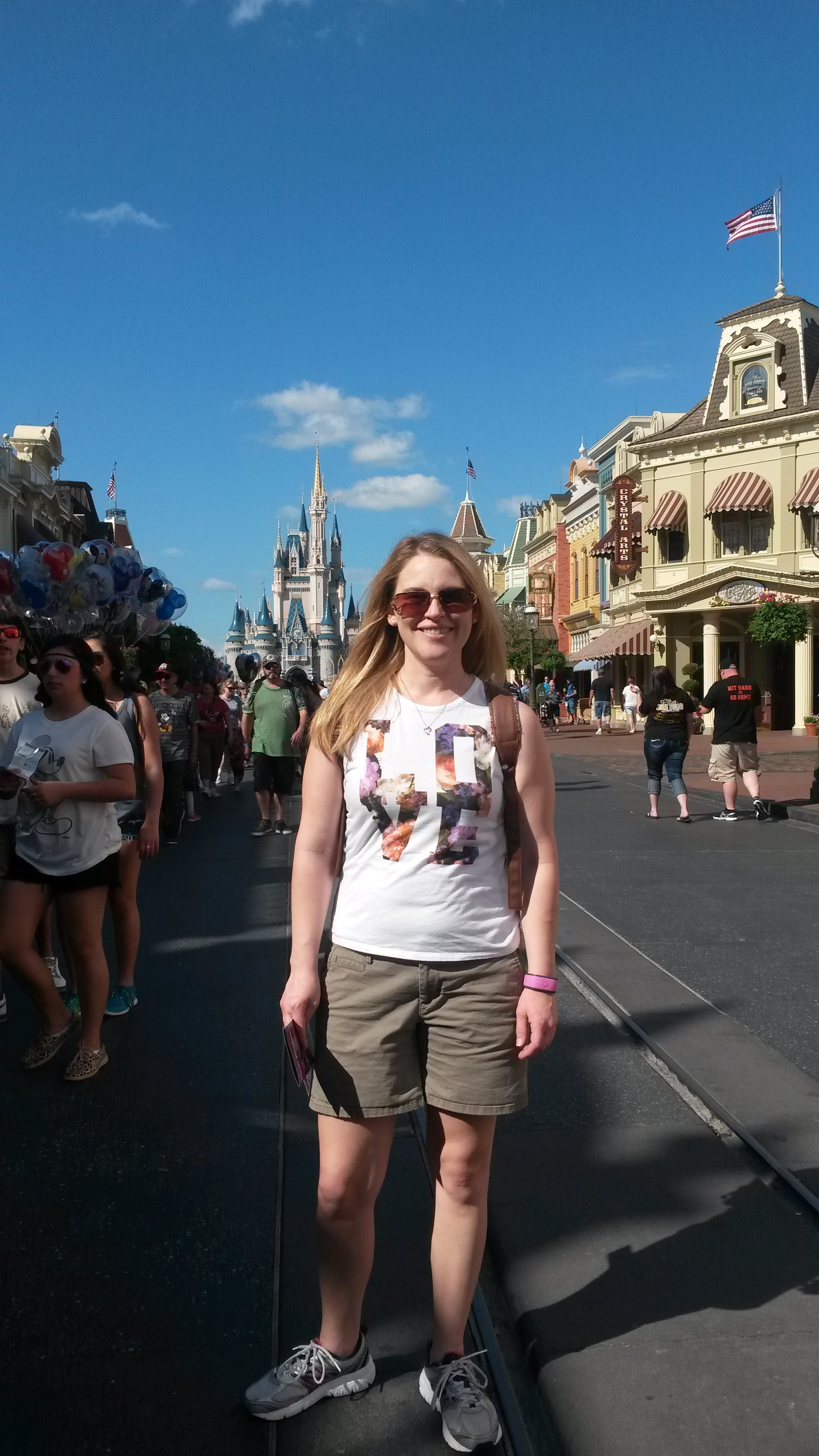 Amazon.com: Dana Bear: books, biography, latest update