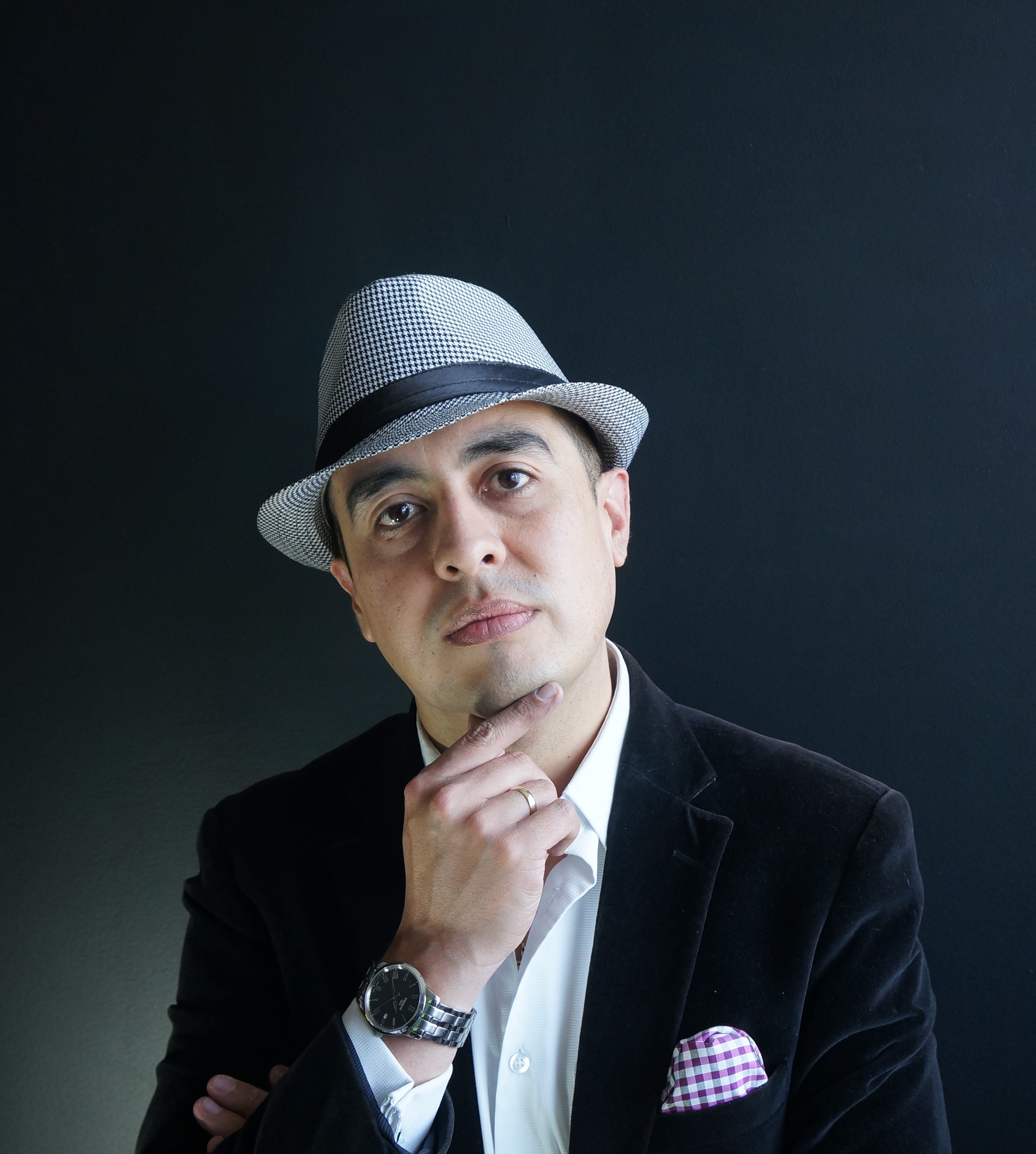 Amazon.com: Camilo Rodríguez: books, biography, latest update