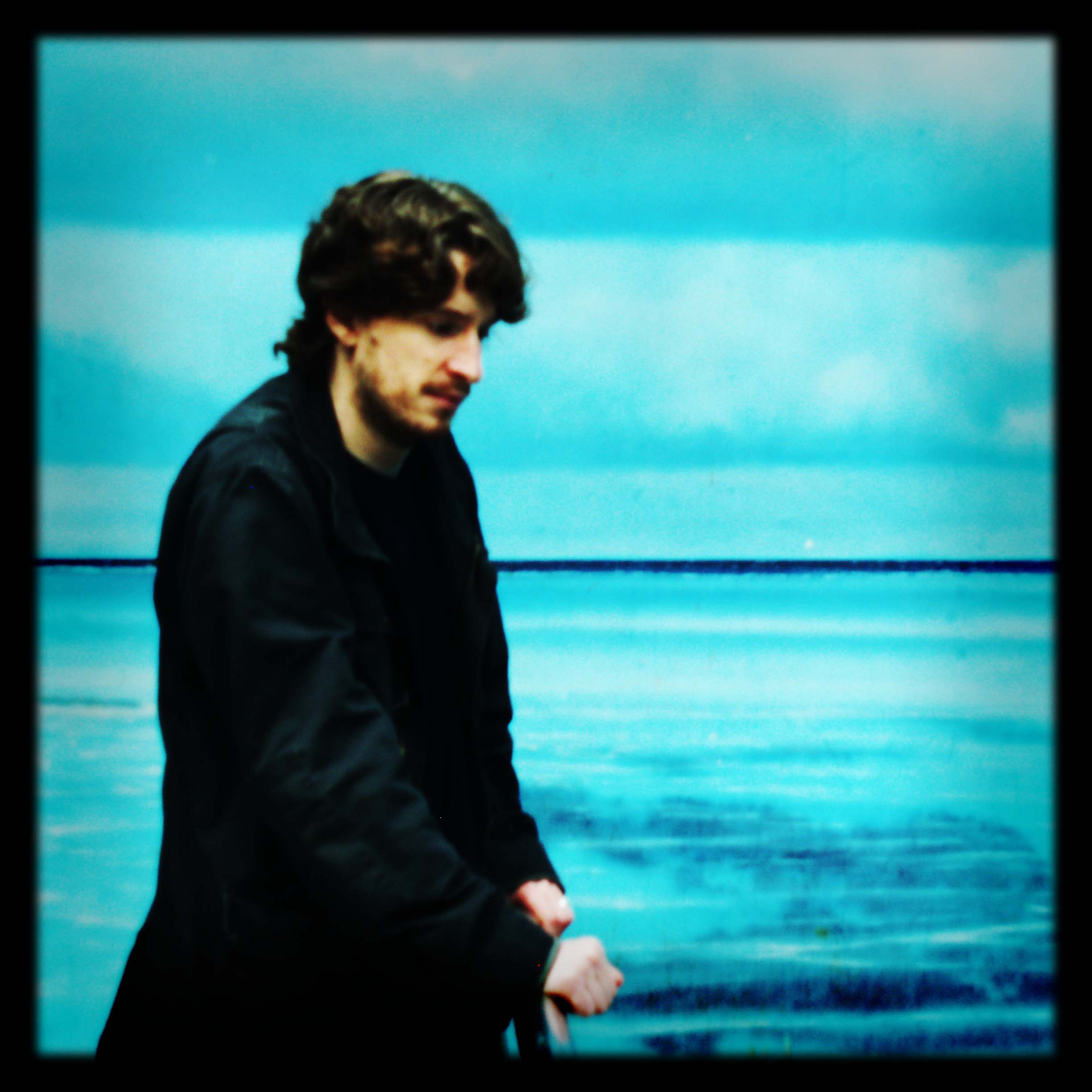 Amazon.co.uk: Tom Becker: books, biography, latest update