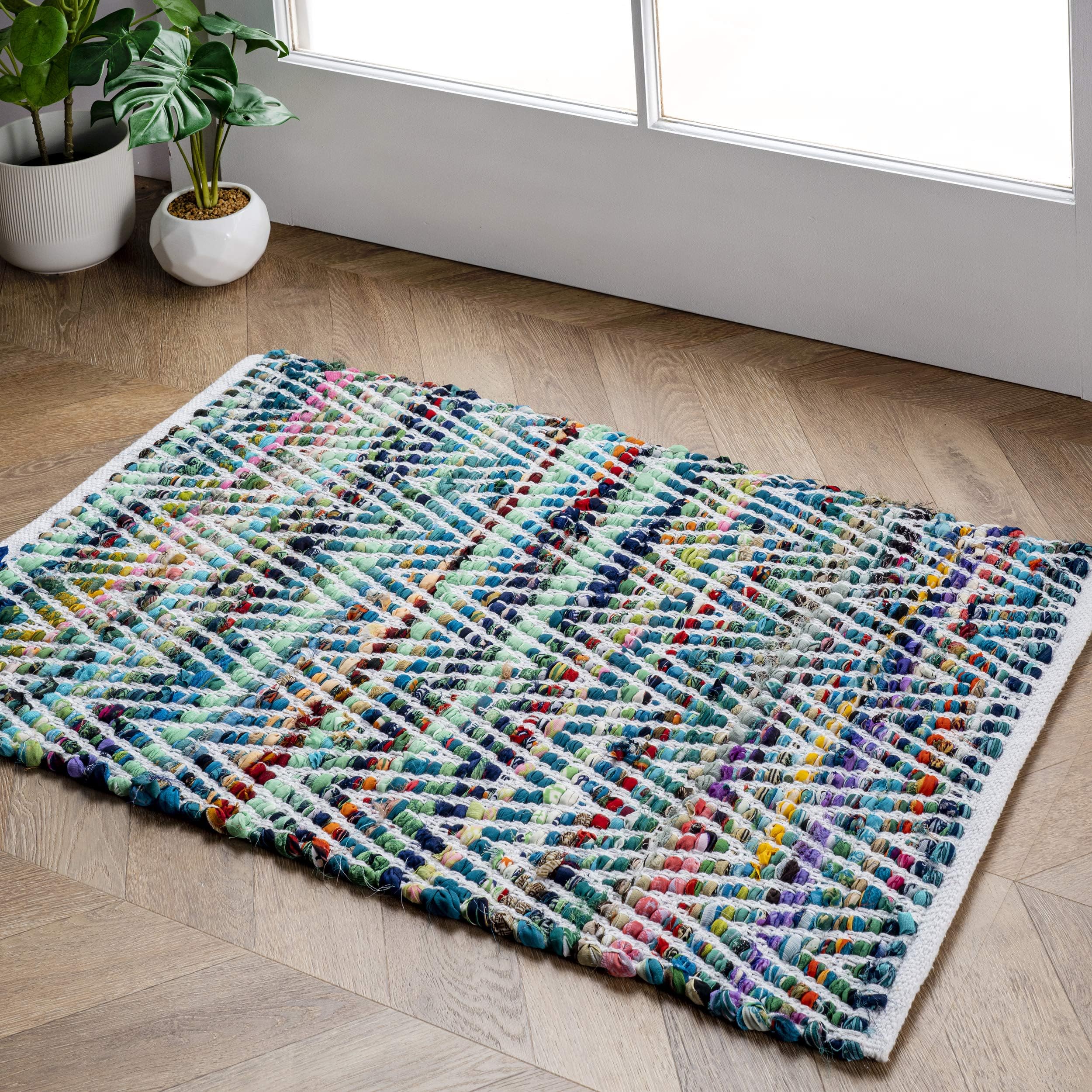 Amazon.com: nuLOOM Rochell Hand Woven Chevron Area Rug, 4x6, Indigo ...