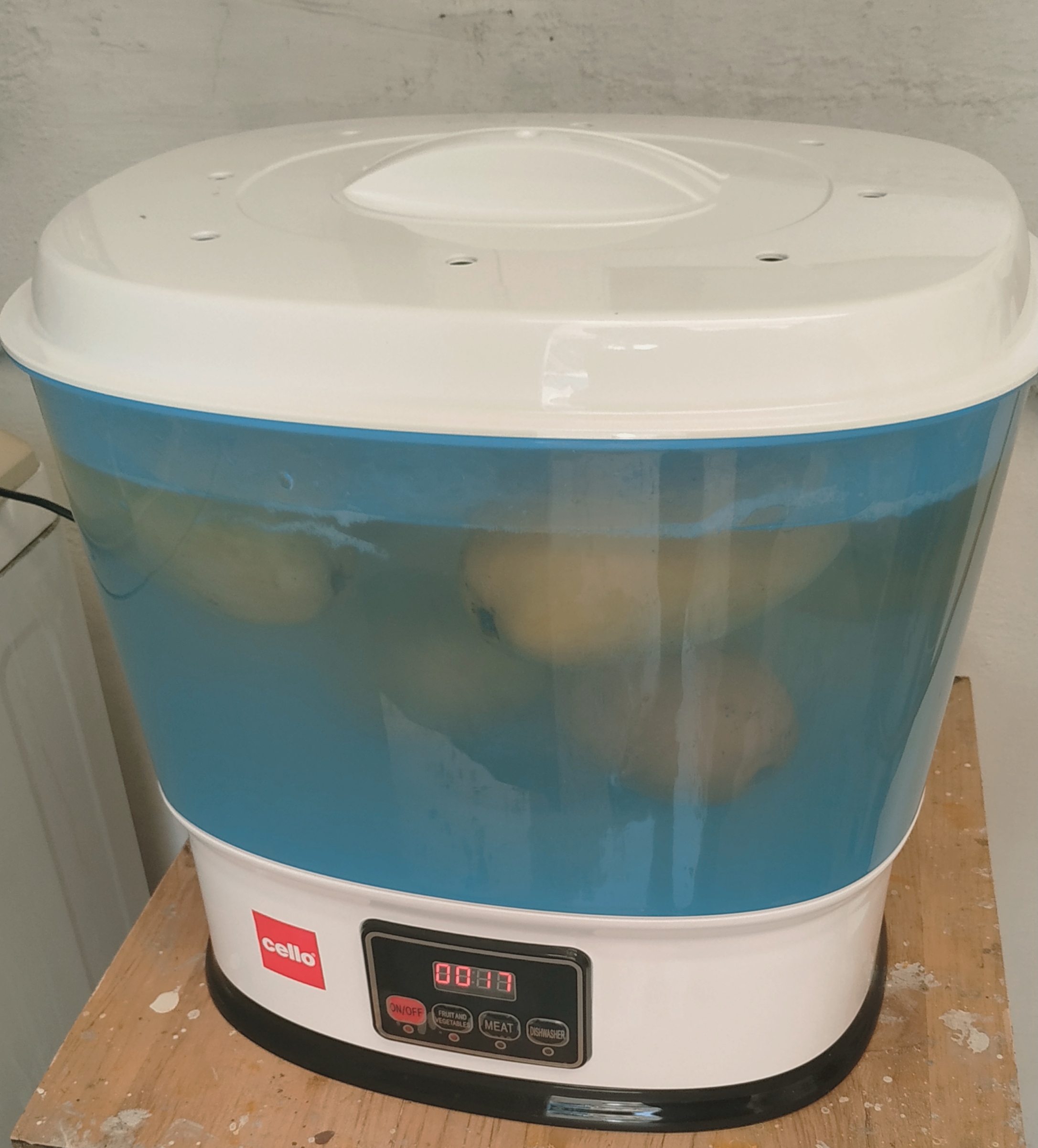 Cello Vegetable & Fruit Cleaner, 10Ltr, 8W, White, plastic, 1 piece ...